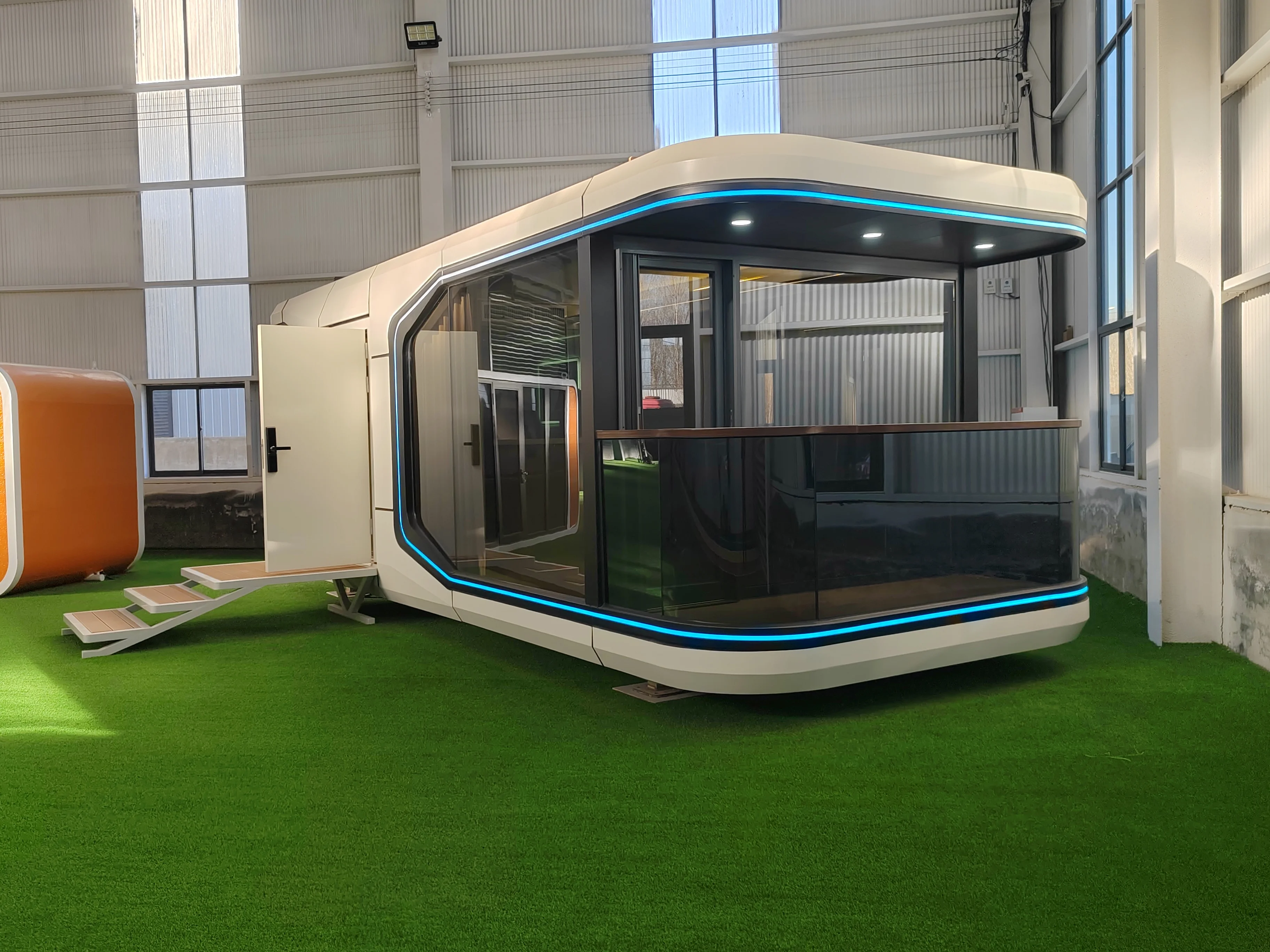 Luxury Beach Villa House Living Capsule House Smart Mobile Home Space ...