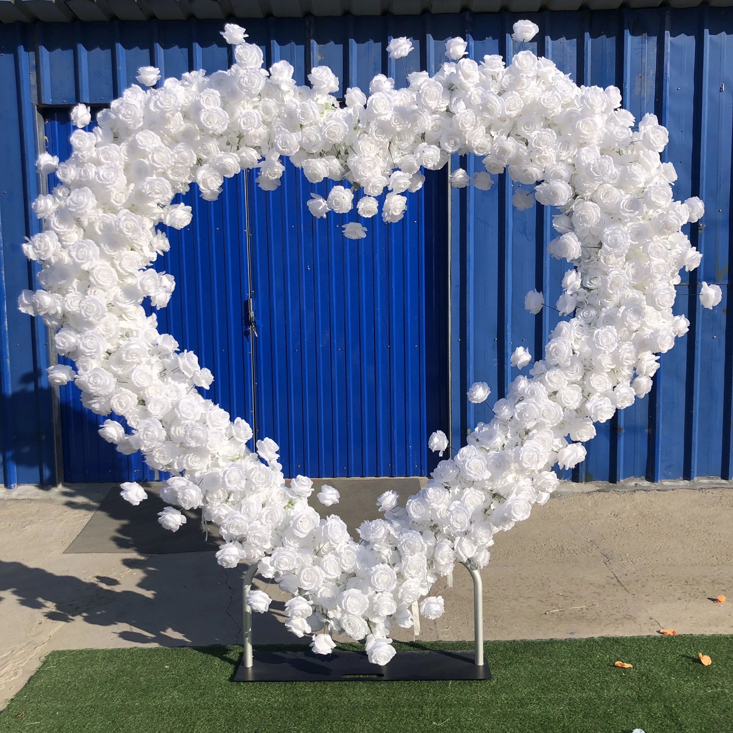 T-HFA047 White rose flower arch heart artificial silk heart shape arch ...