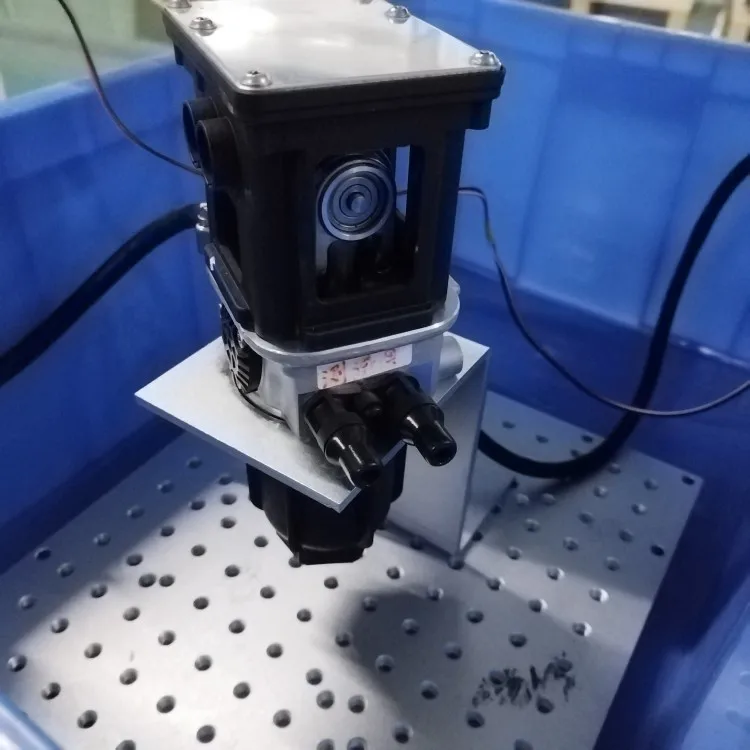 5505779 A060T633 Original Truck Urea Dosing Pump5505779 A060T633 ...