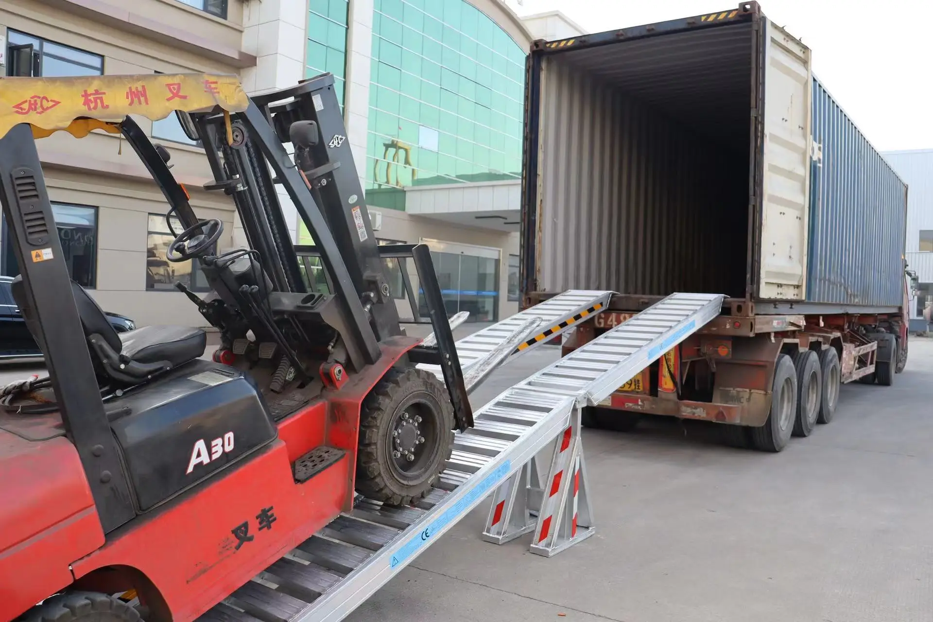 6M 6T Folding Heavy Duty Ramp Detachable Ramp| Alibaba.com