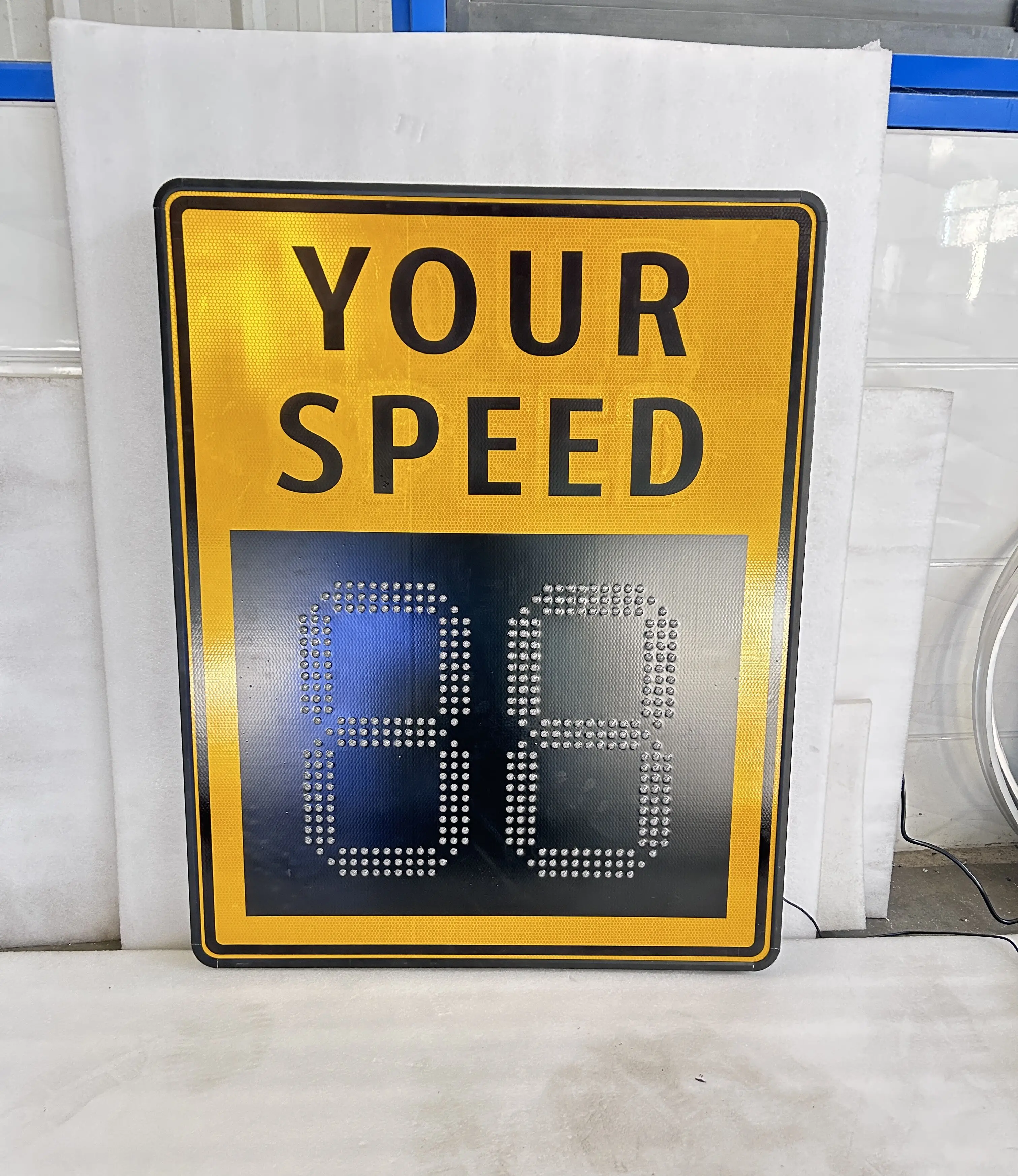 Customized Radar Feedback Sign,Residential,Solar Powered,23in X 29in ...