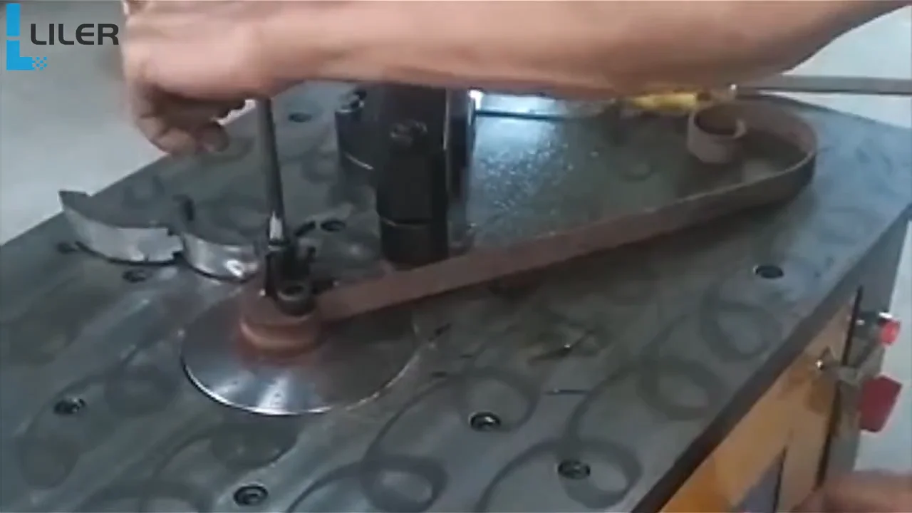 Forged Iron Scroll Bending Machine - Buy Scroll Pattern Bending Machine ...