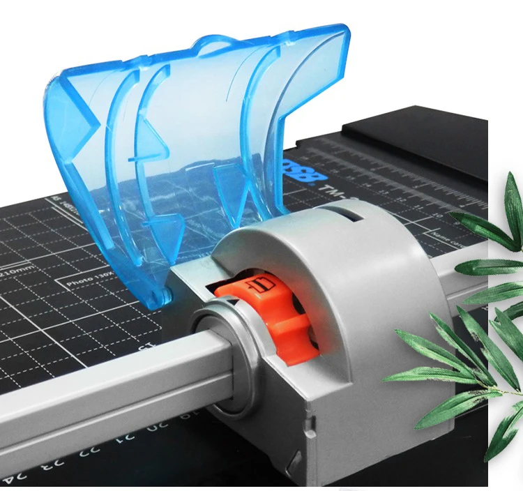 Dotted Wavy Line Indentation Rounded Corner Photo 5-in-1 Roller Sliding ...