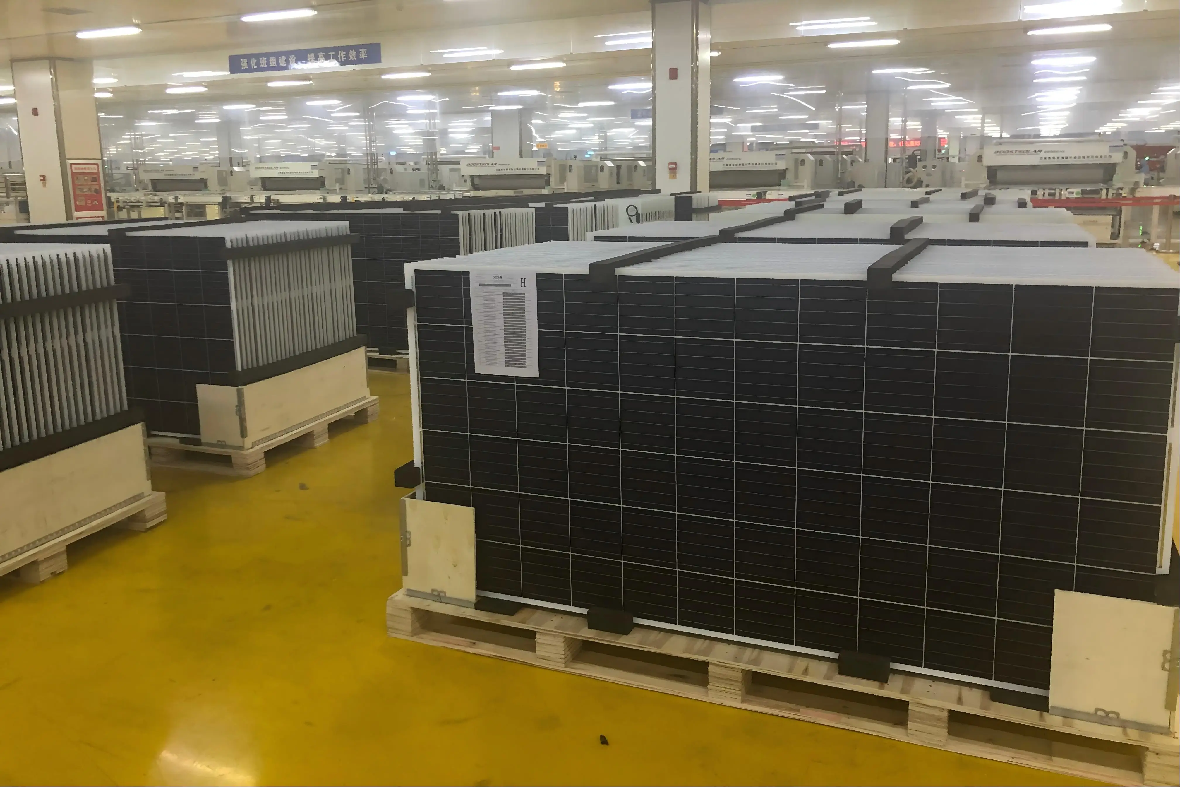 JA Solar Panels PV Modules 600W 605W 610W 615W 620W 625 Watt N-type ...
