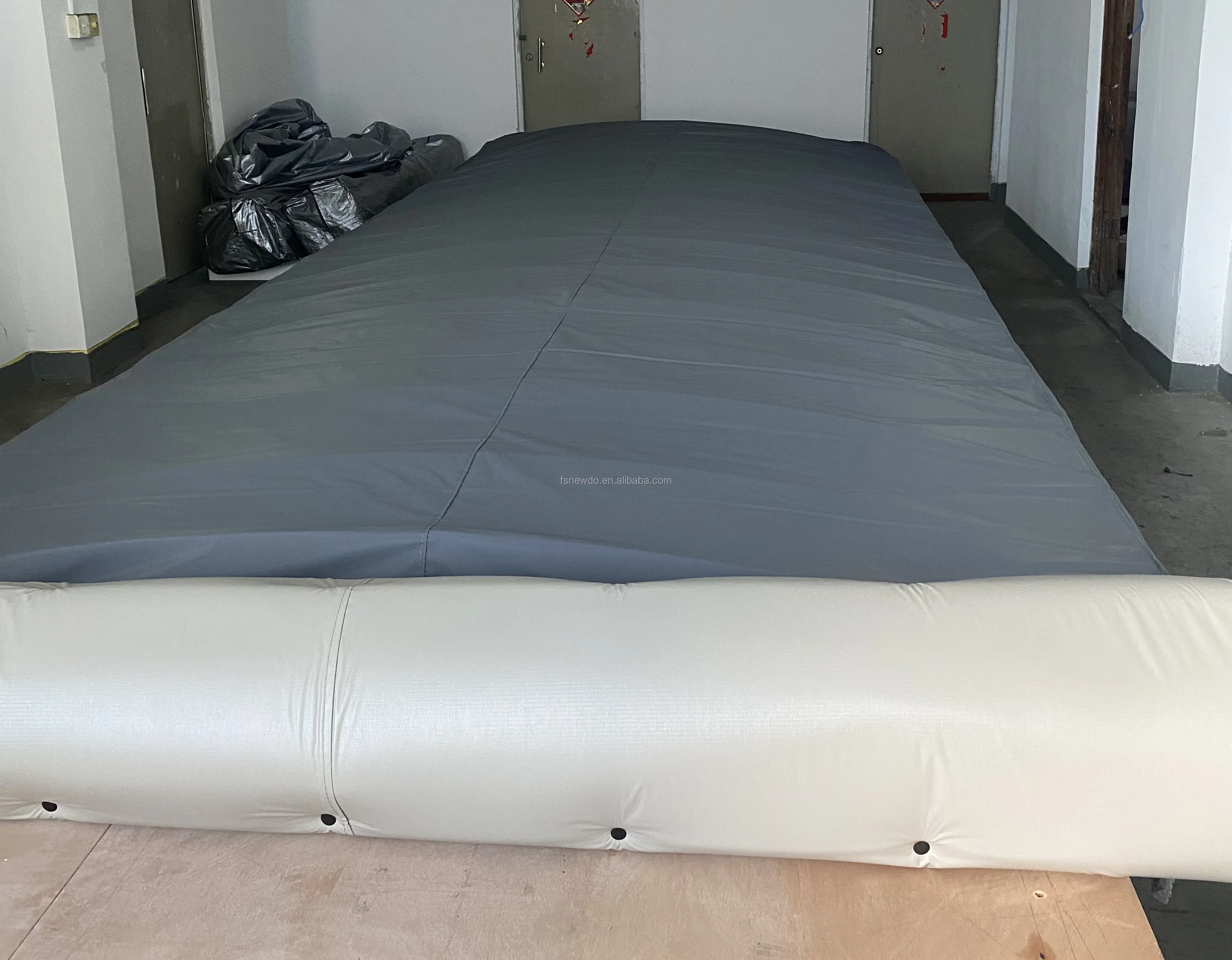 New Europe Roll Up Pool Covers Hot Tub And Swim Spa Rolling Cover - Buy ...