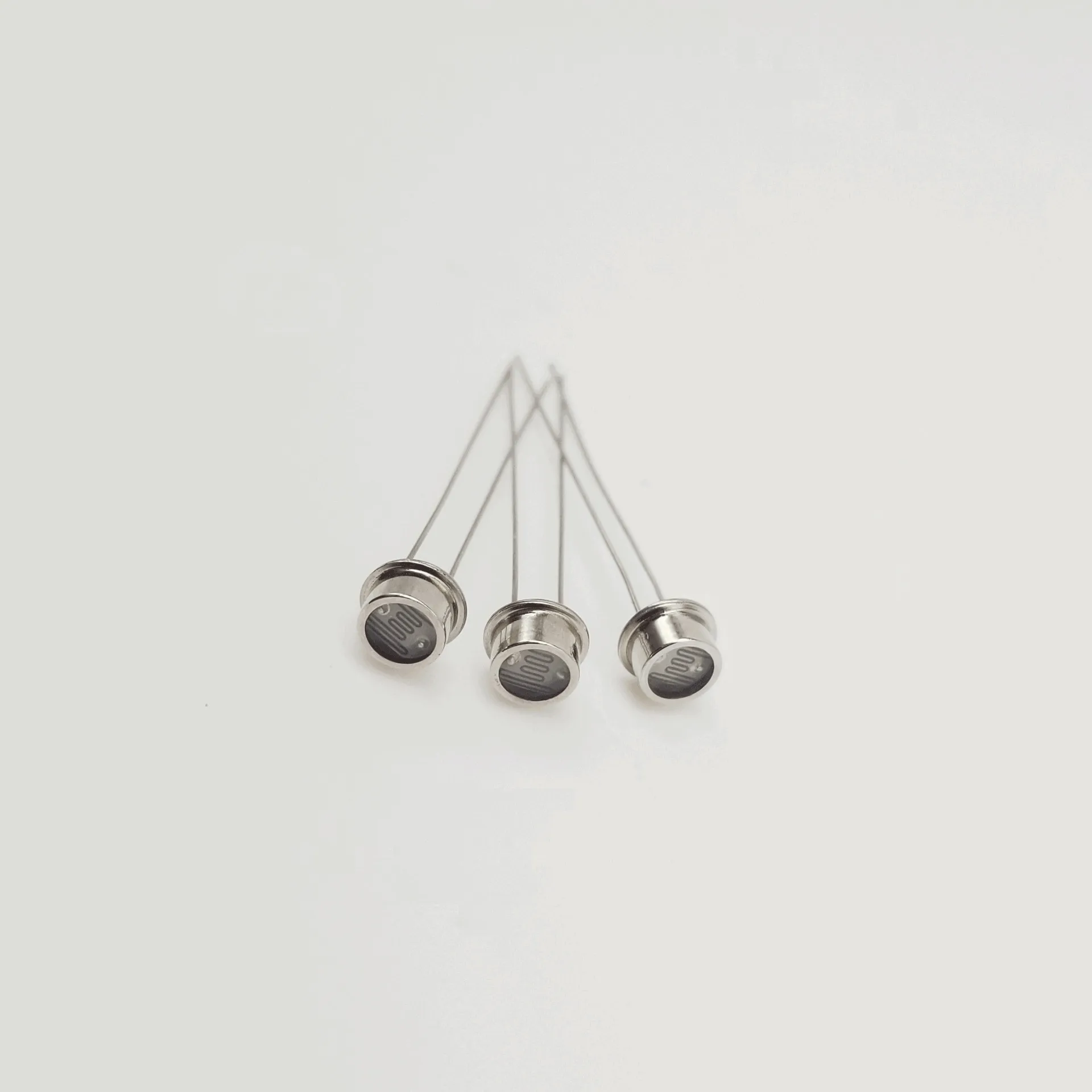 5mm Metal Photocell in Hermetic Packing - Sensitivity & Durability