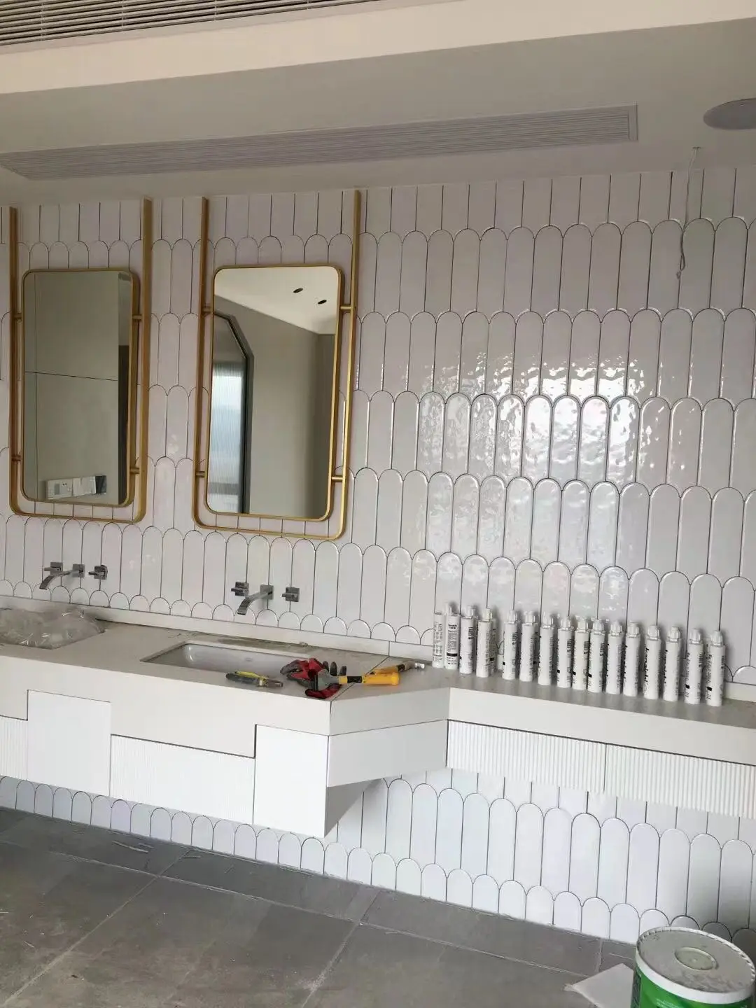 Peacock Feather Shape Porcelain Wall Tile Glossy Multi Color Interior ...