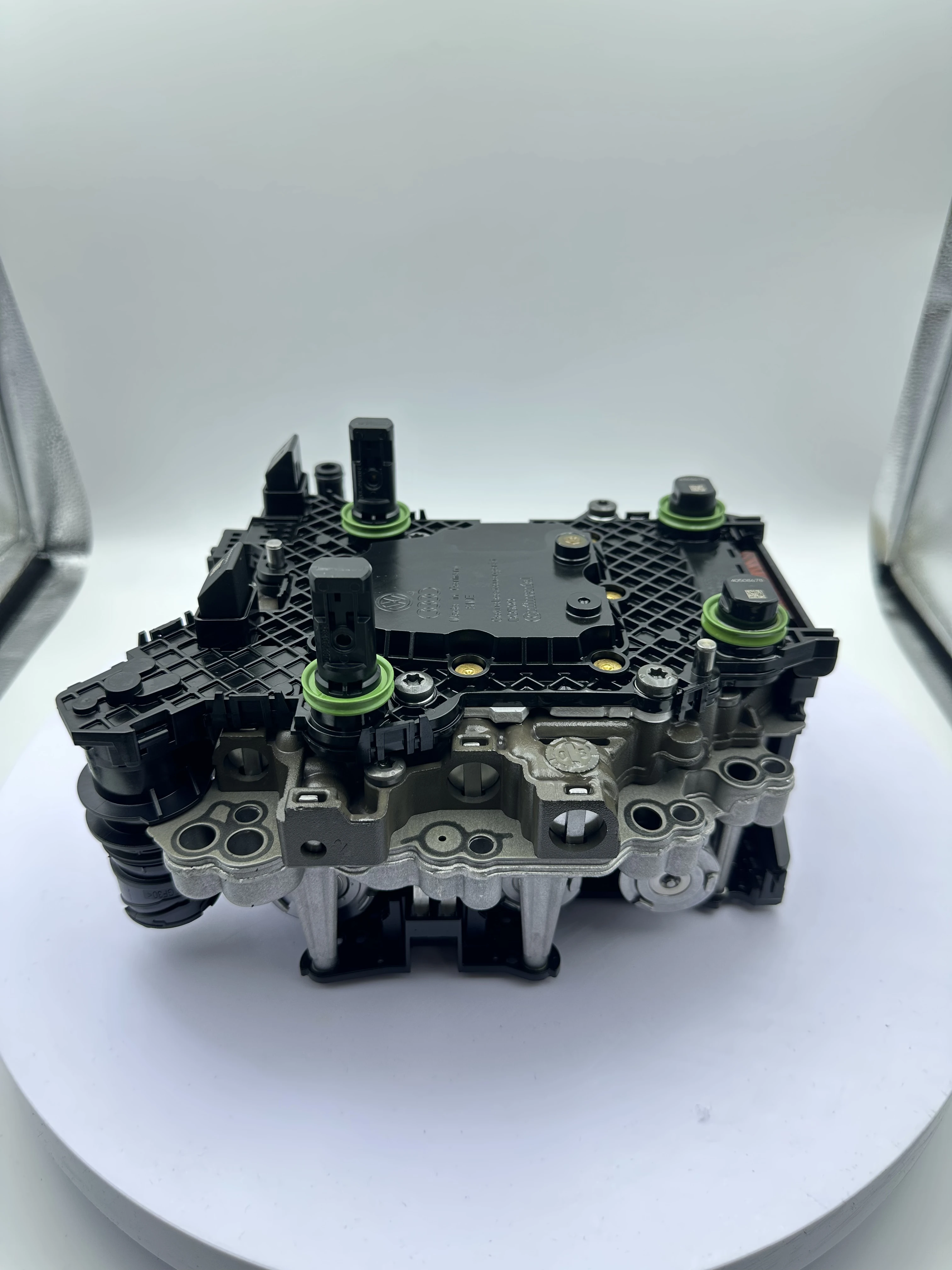 0BH325025J & 0BH325025P DQ500 Transmission Gearbox Valve Body with TCU