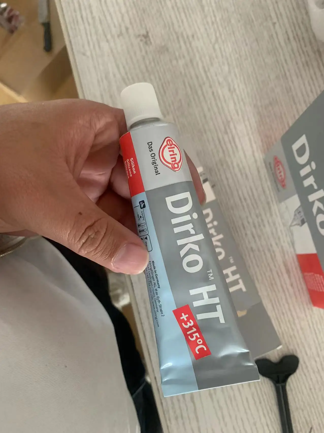 Engine Gasket - Eco-Friendly Silicone Sealant by Dirko