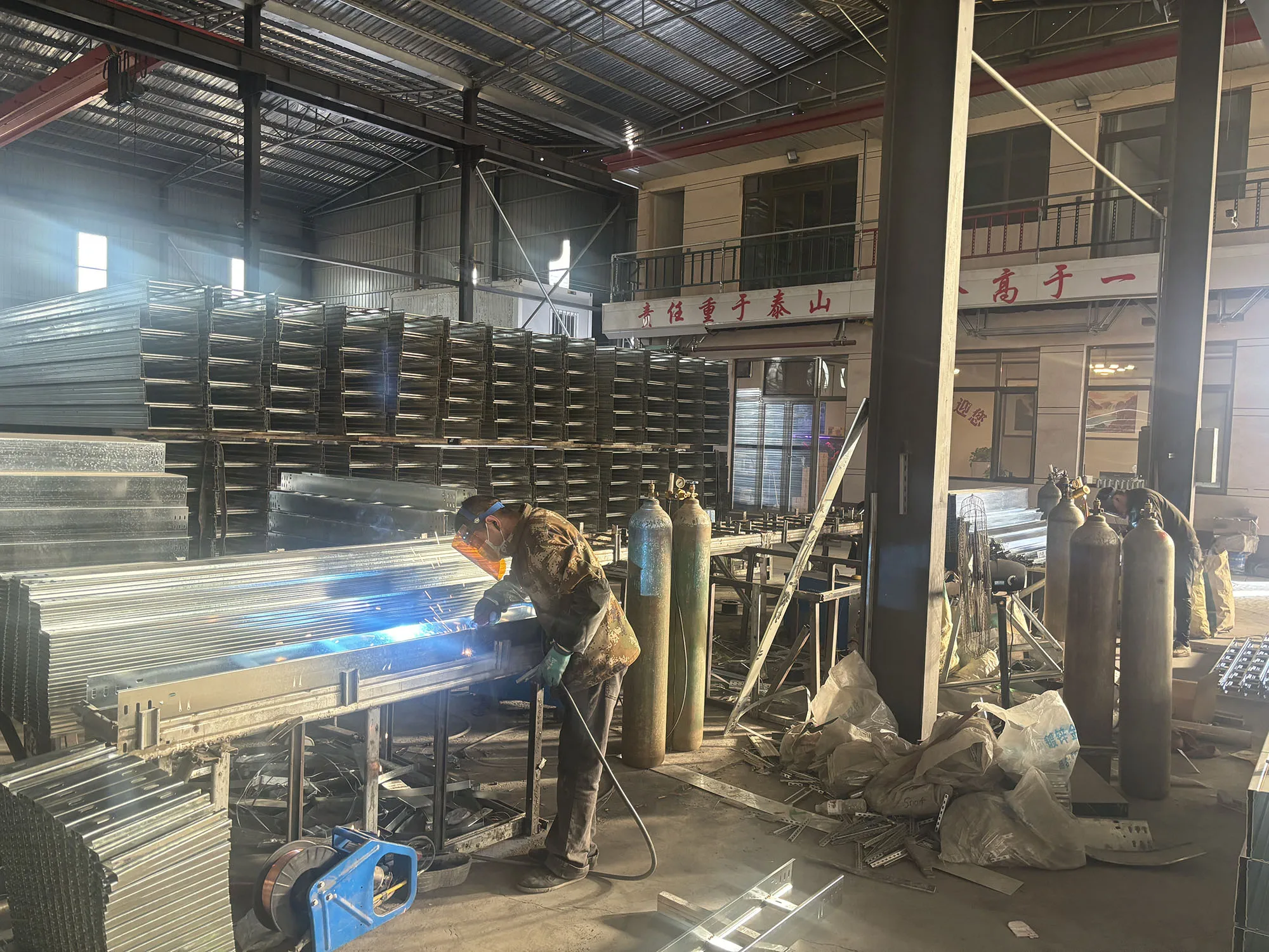 Galvanized Steel Channel Profile Gypsum Board Channels False Ceiling ...