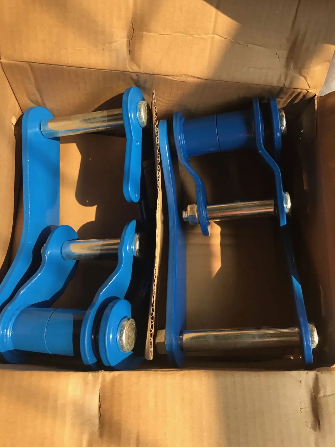 Off Road Leaf Spring Extended 2 Inch Comfort Shackles Lift Up Kit For ...