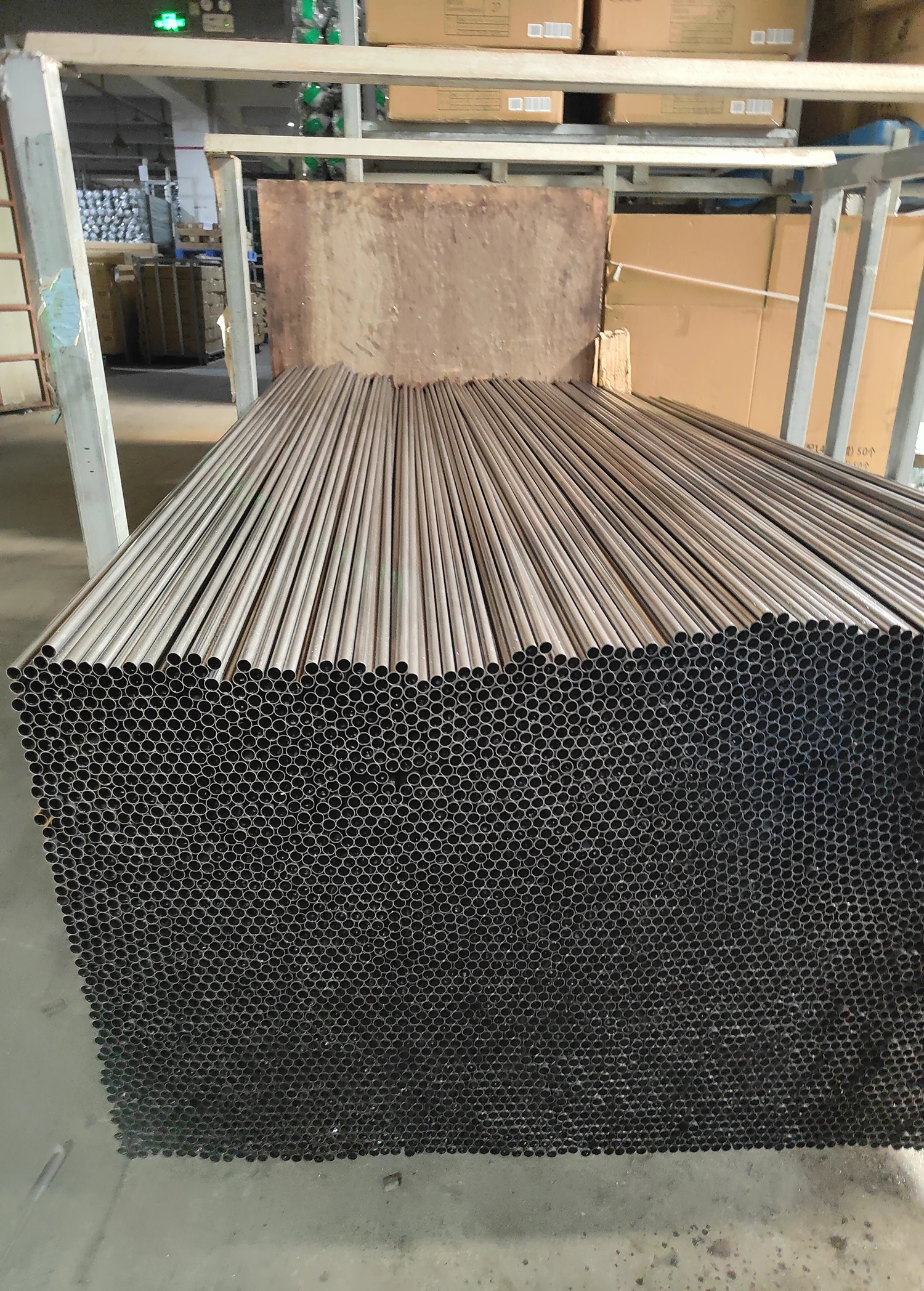 Wholesale Garden Plastic Support Stakes - Durable & Green