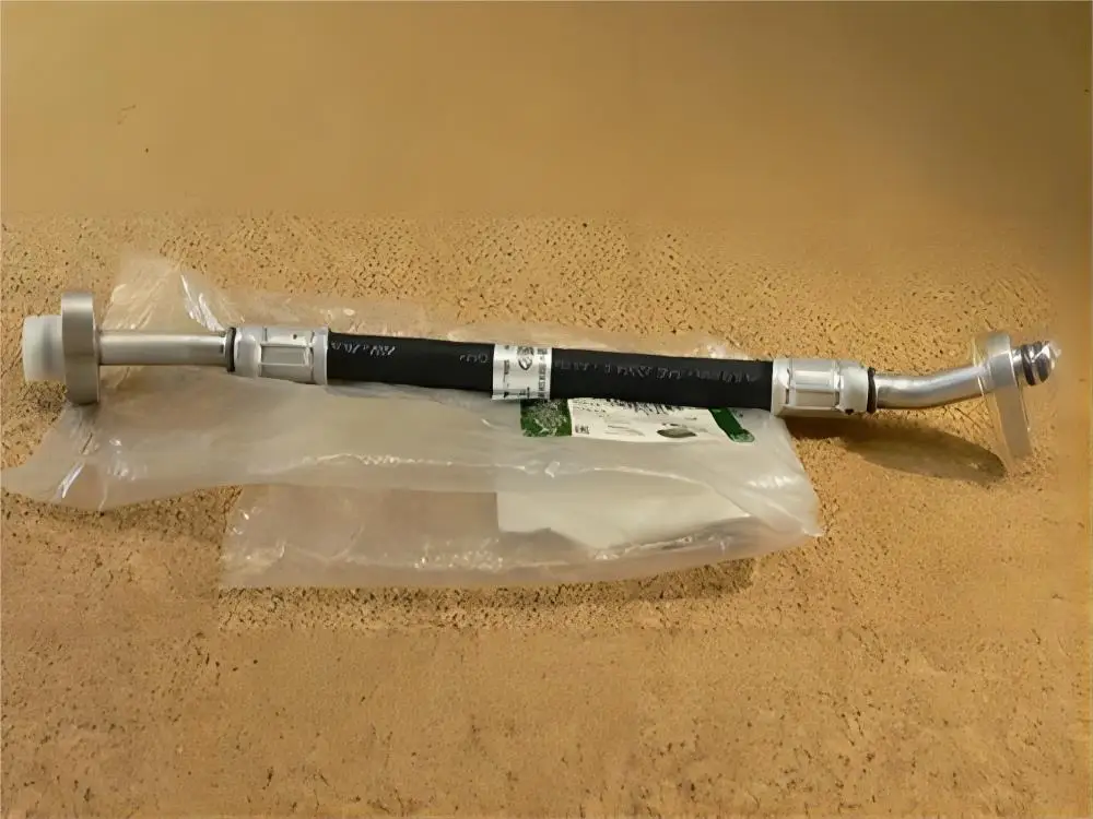 Factory Price Auto Parts Radiator Water Hose For Land Rover Oe Lr027790 ...