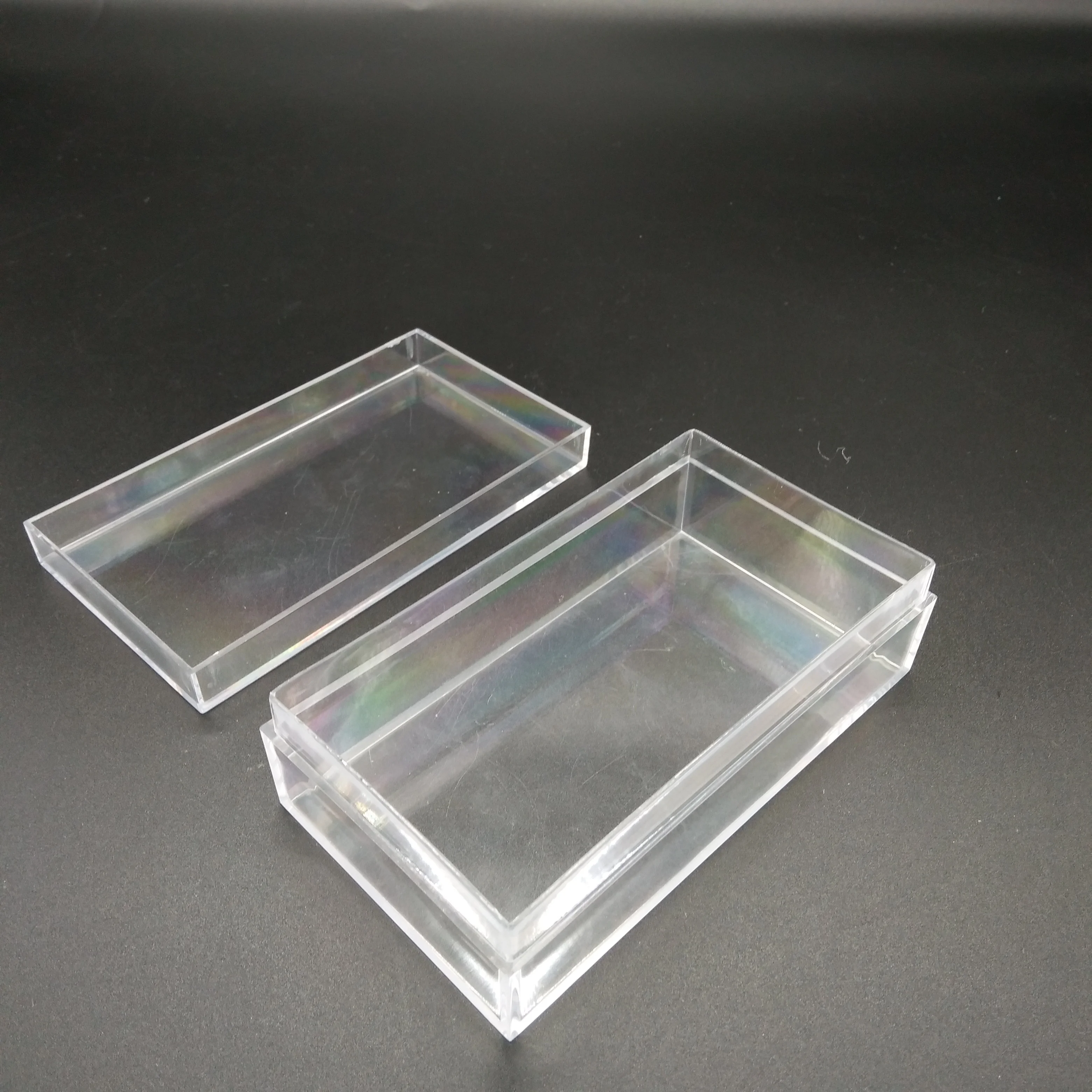 Clear Plastic Square Cube Box with Hinged Lid for Crafts