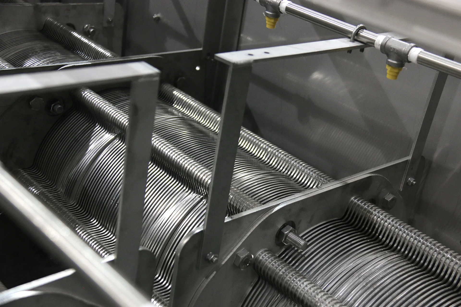 Sludge Dewatering Spiral Screw Press Sludge Dehytrator For Primary And ...