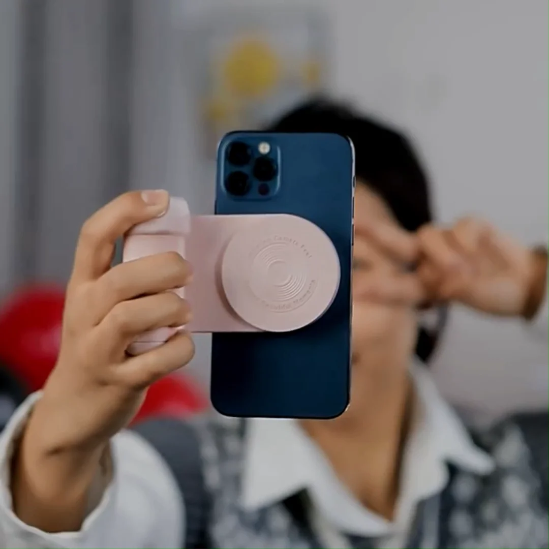 3 In 1 Camera Holder Grip Phone Stand Wireless Desktop Charging For ...