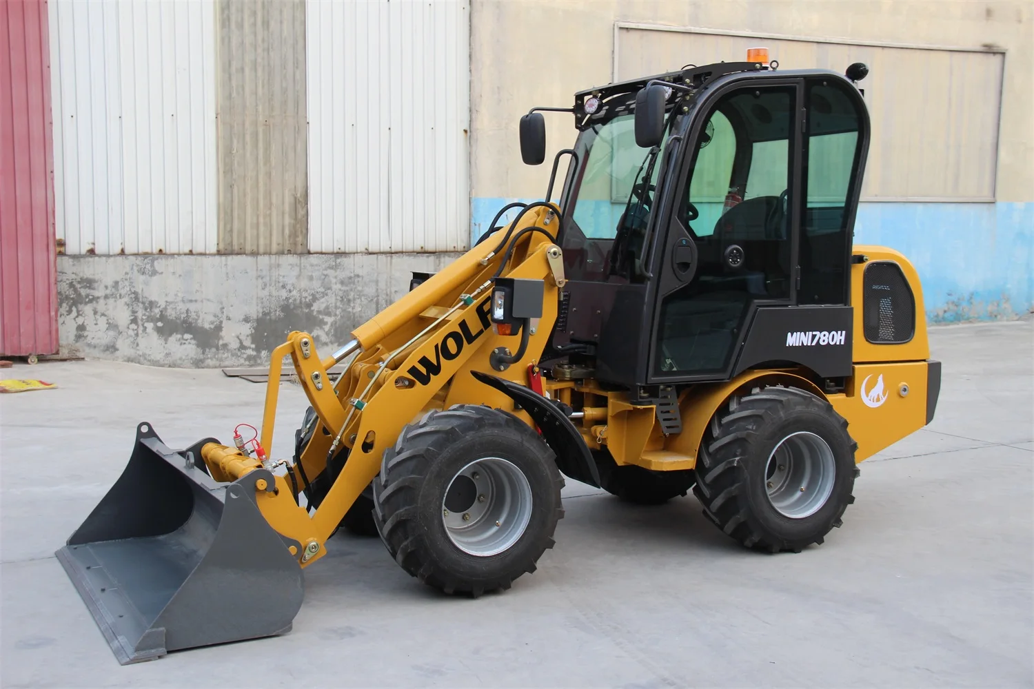 WOLF Mini Loader 4wd Small Front End Loader Articulated Wheel Loader ...
