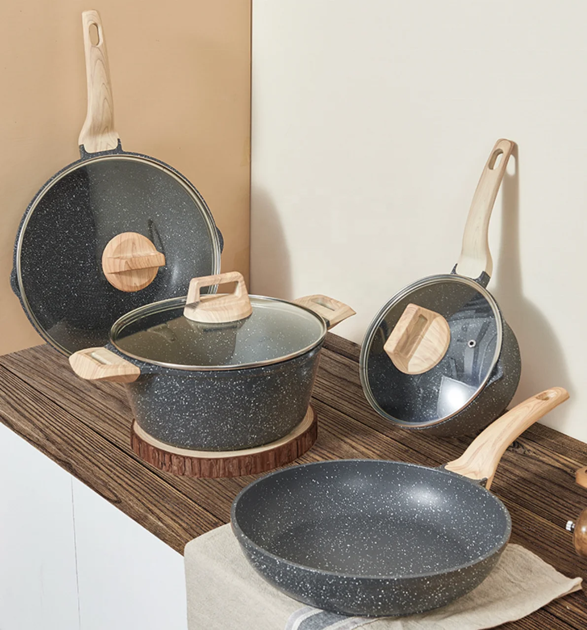 Ht Hot Sale 8 Pieces Cast Aluminum Cookware Set Pot And Pan Set Medical ...