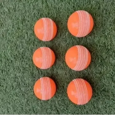 High Quality PVC I10 Cricket Ball for Training & All Levels
