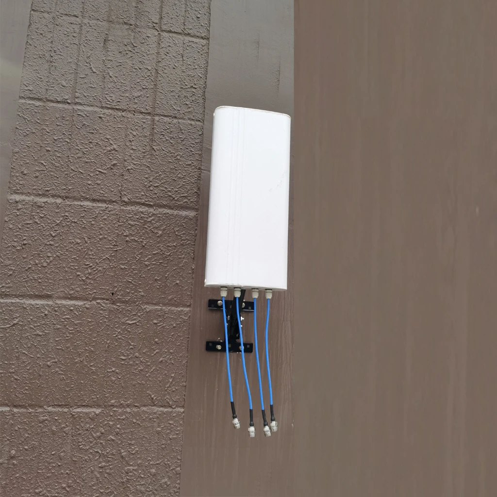 High Gain 5G MIMO 4x4 WiFi Router Outdoor SIM Vertical Polarization 50 ...
