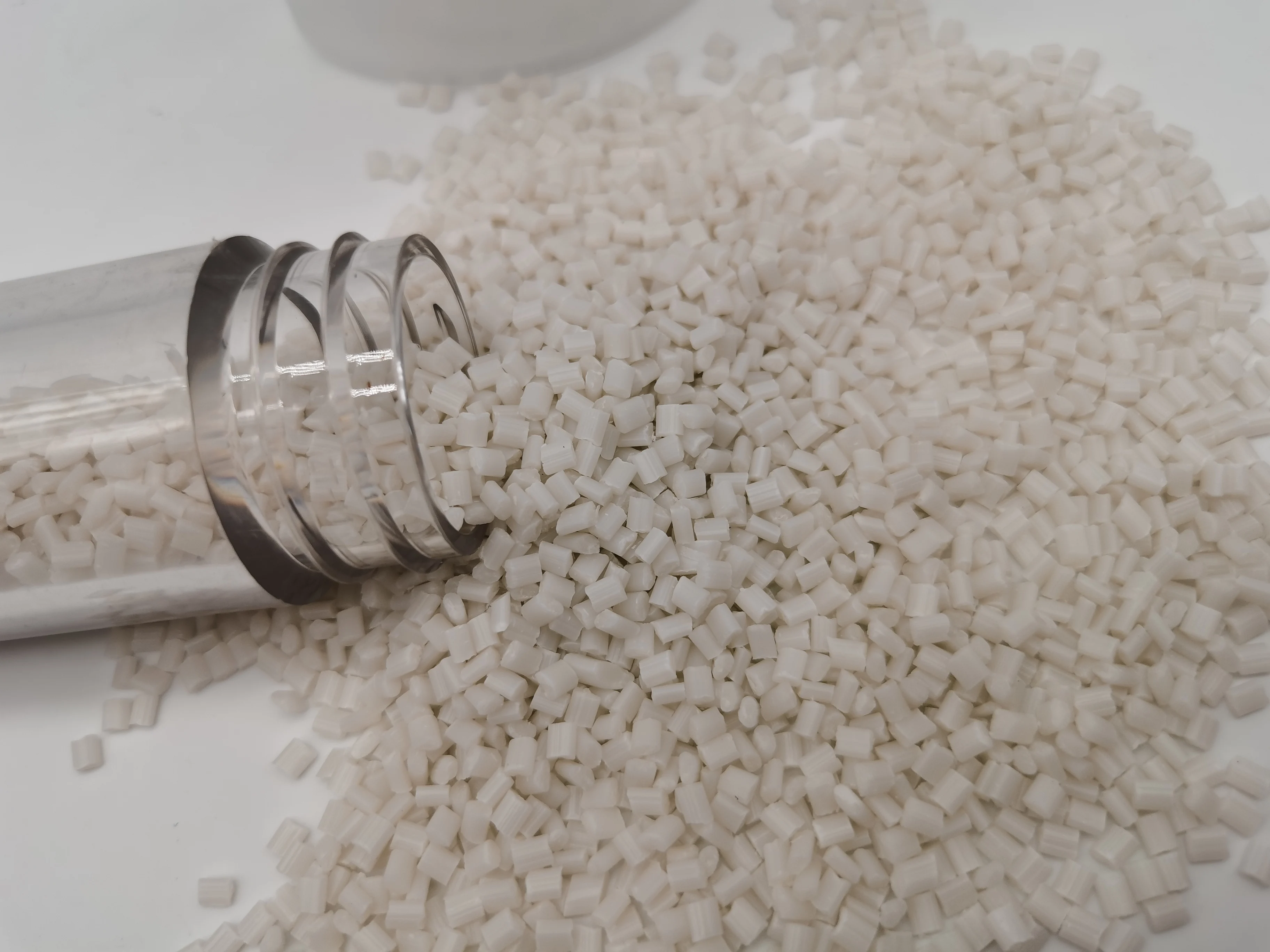 Sodium Sulphate Transparent Filler Masterbatch Cosmetic Bottle ...