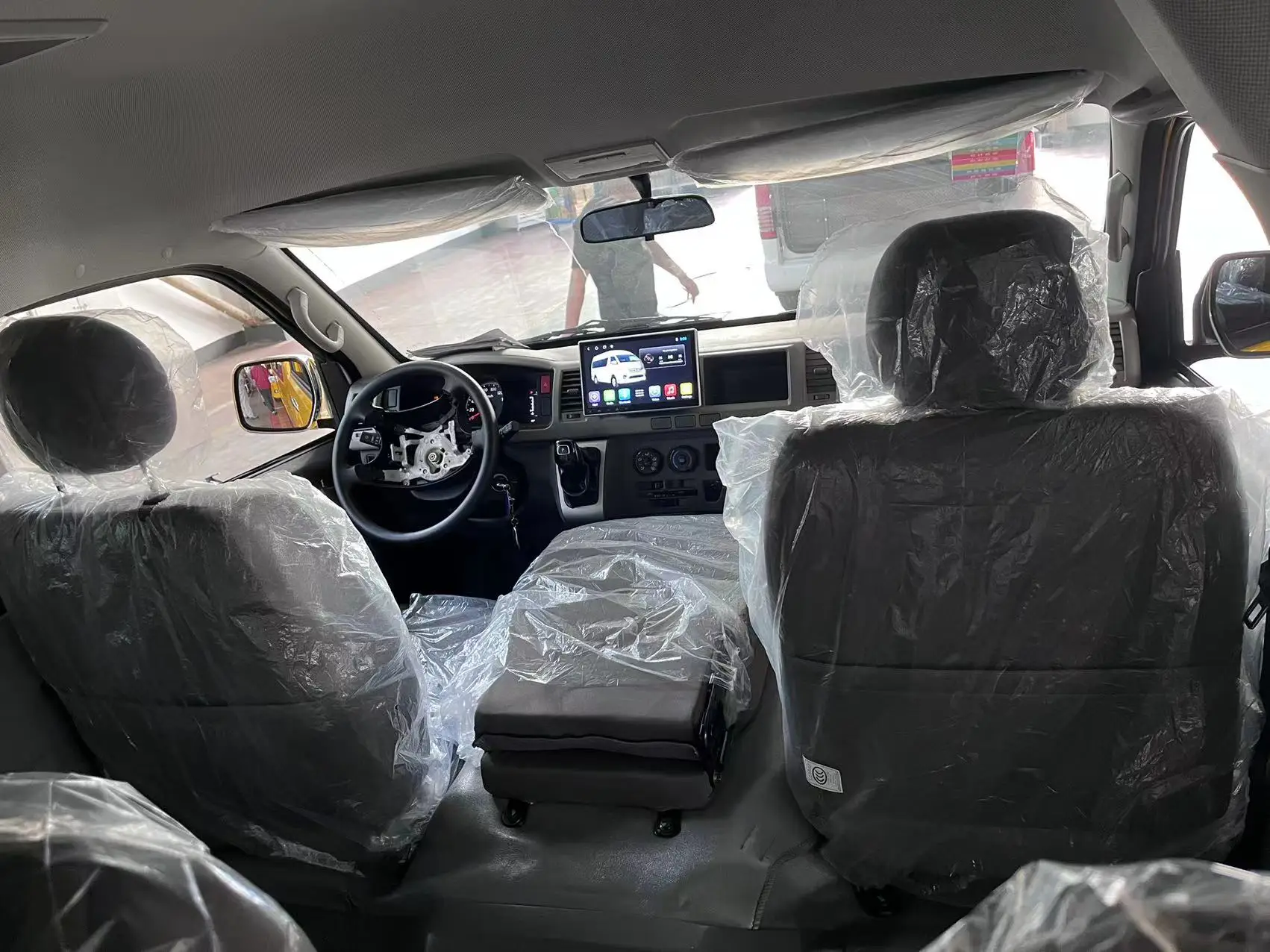 19 Seater Mini Bus for Sale - Automatic, Euro 3 Standard