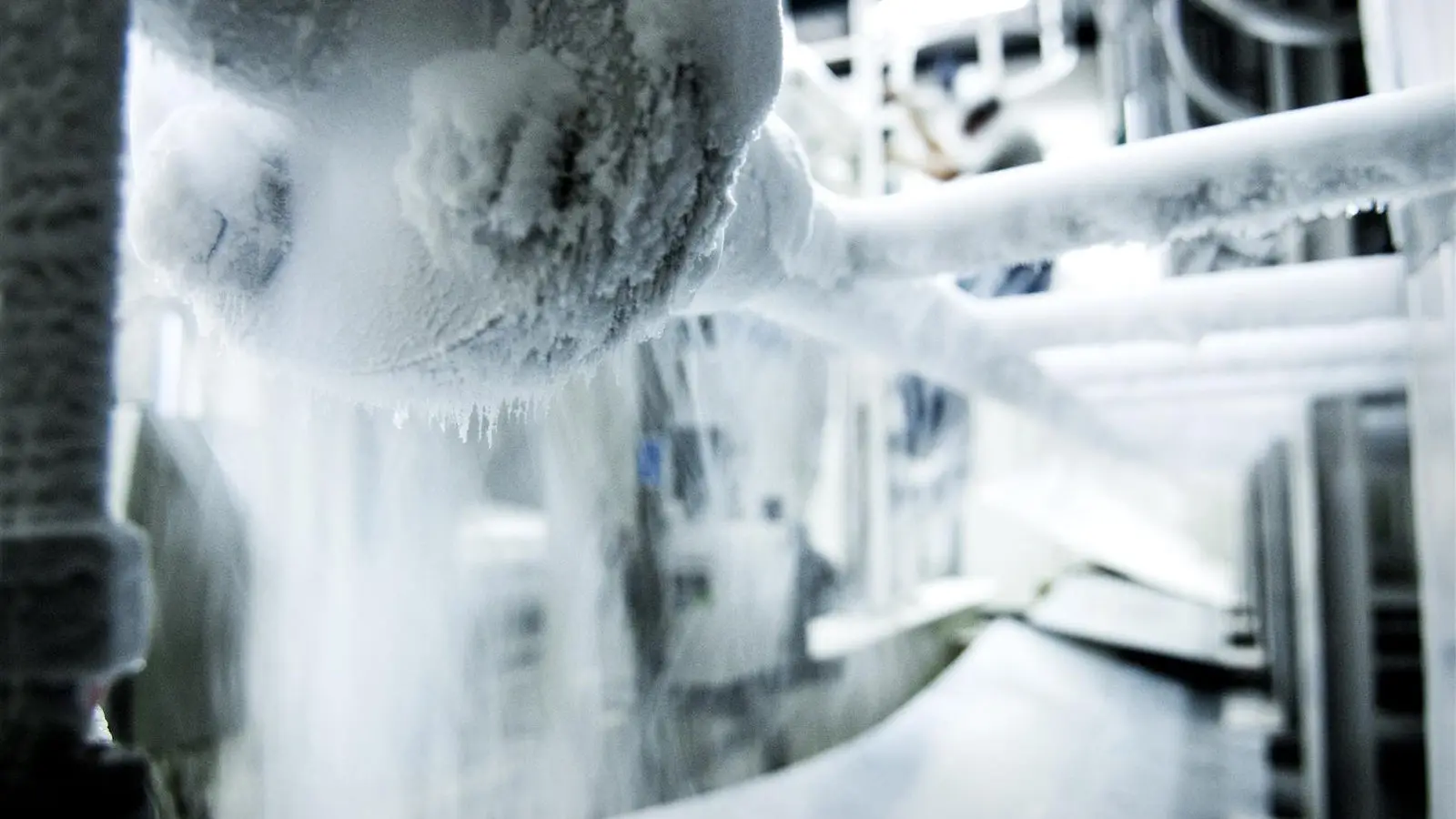 Cryogenic He Liquefaction Equipment 90nm3/h Ultra Pure Cryogenic Helium ...