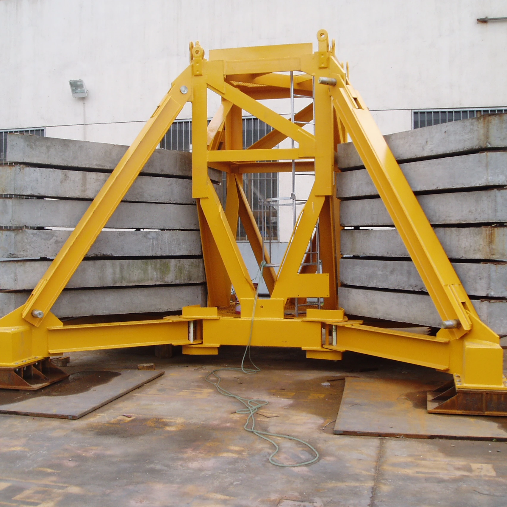 Tower Crane Spare Parts (Mast Section) 1.6M / 2.0M V MODE BALLAST BASE ...
