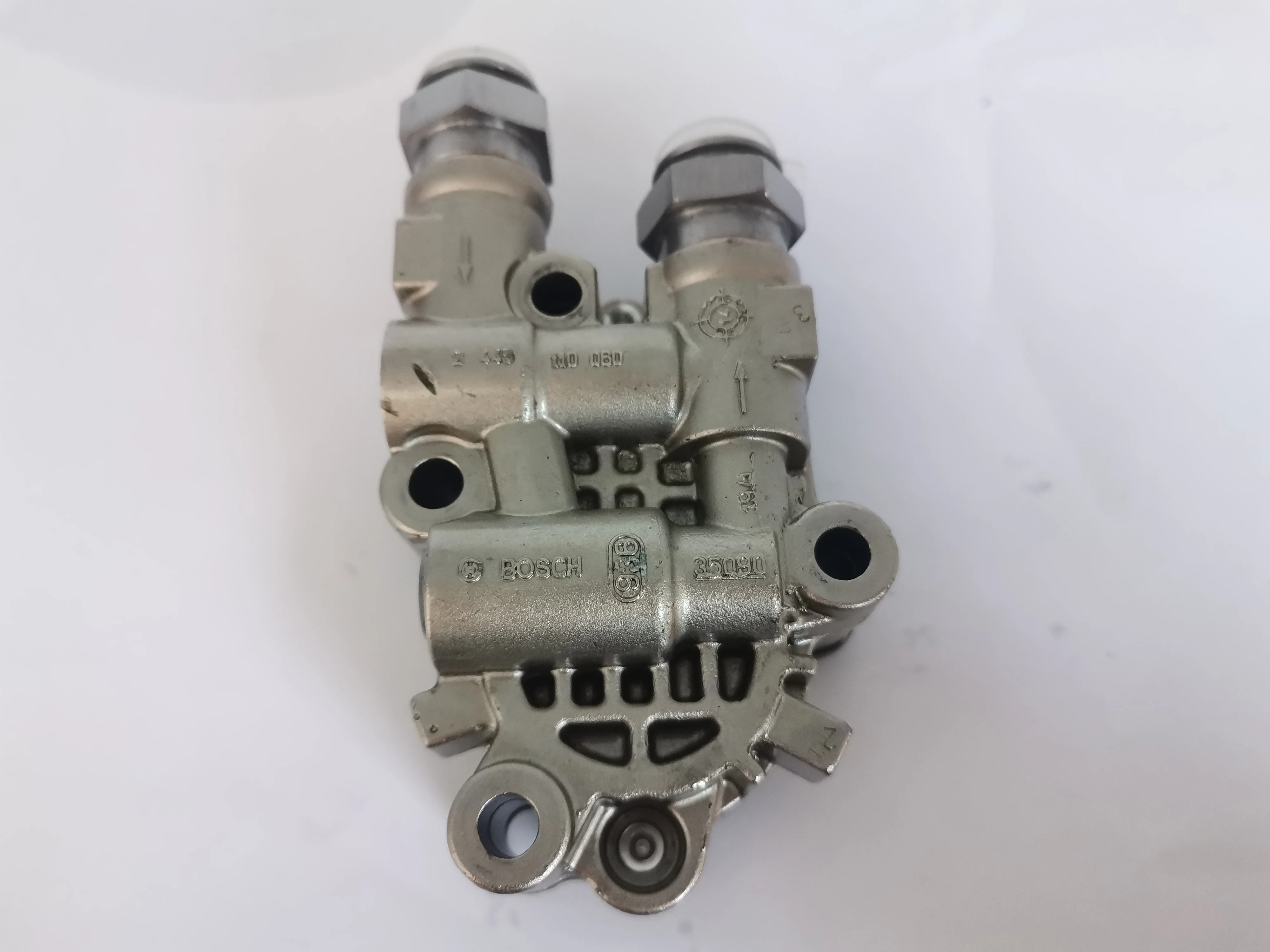 高品质柴油燃油输送泵0 440 020 095泵0440020095 - Buy 柴油输油泵,共轨柴油机,输送泵 Product on ...