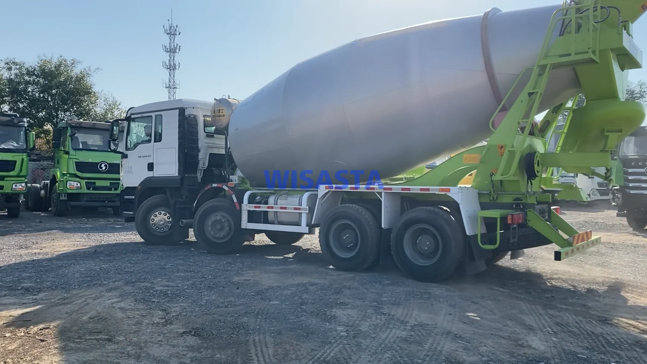 Man Engine 350hp Sinotruk Sitrak 8x4 Chassis 12 Wheels Large Capacity ...