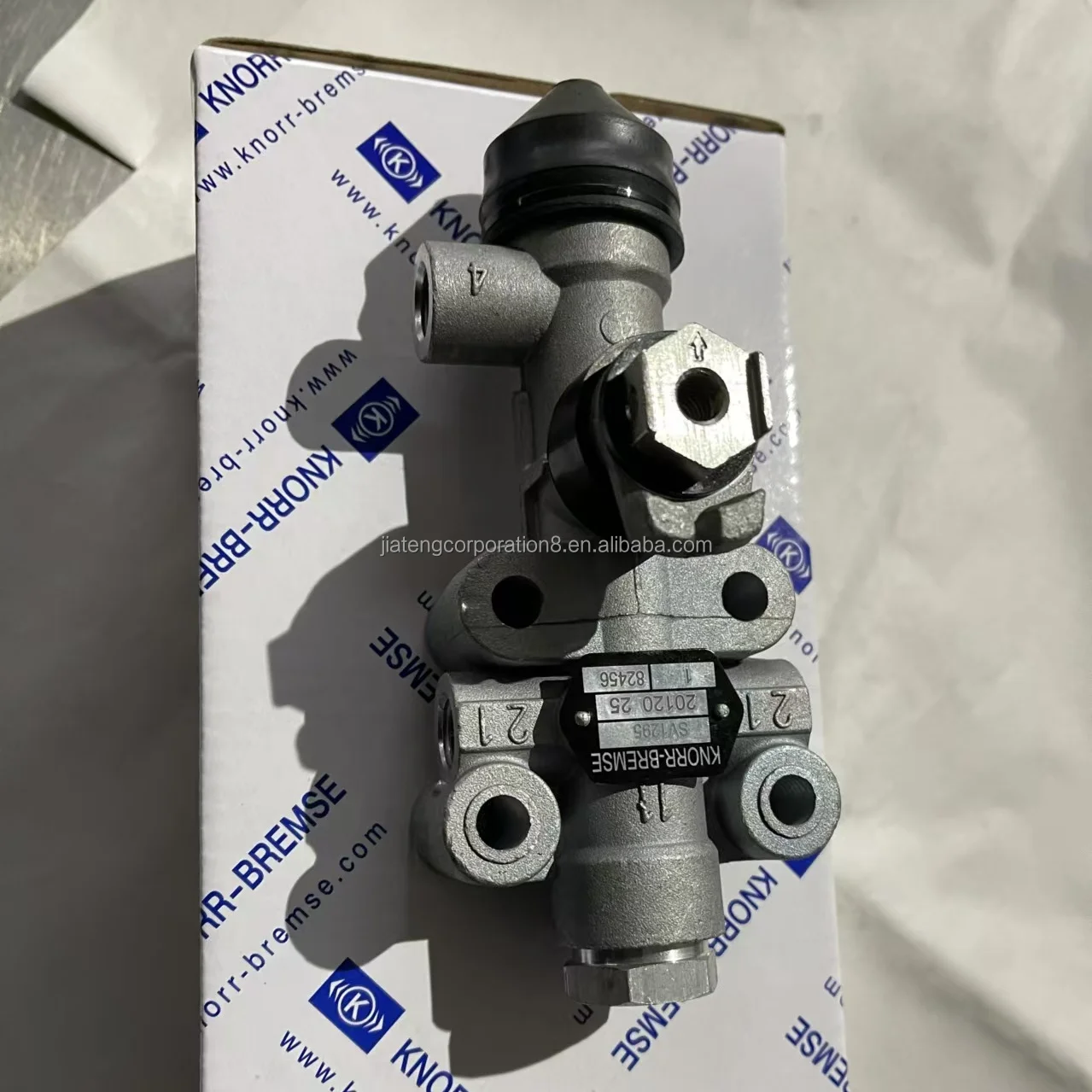 Truck Spare Parts Air Brake Valve SV1318 8285086000 SV1318 Leveling ...