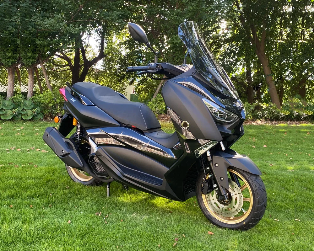 XMAX 200CC Gasoline Motorcycle - 125KMH Max Speed Engine