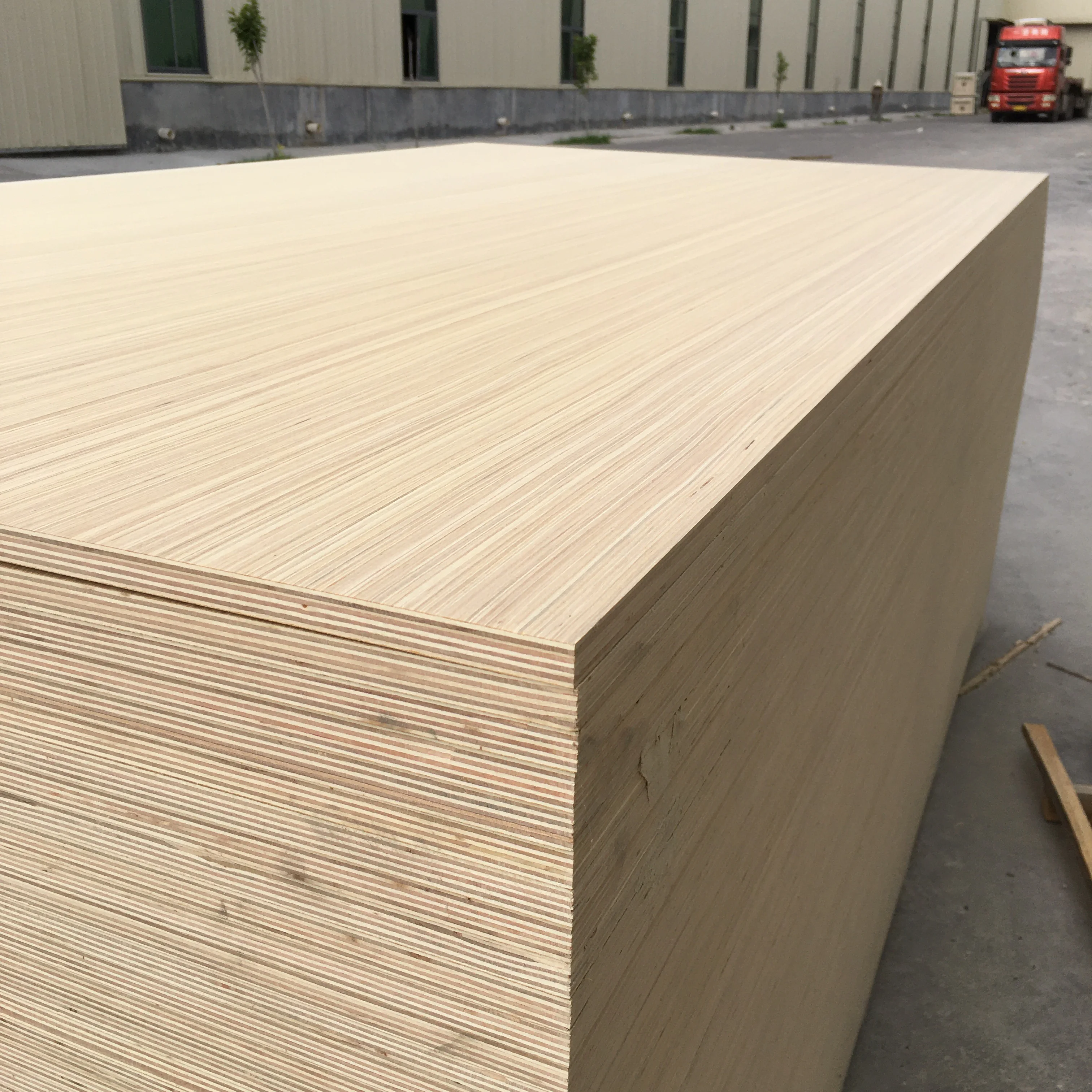 Bespoke 4x8 Melamine Laminated Plywood Sheet in White, 18mm Thickness ...