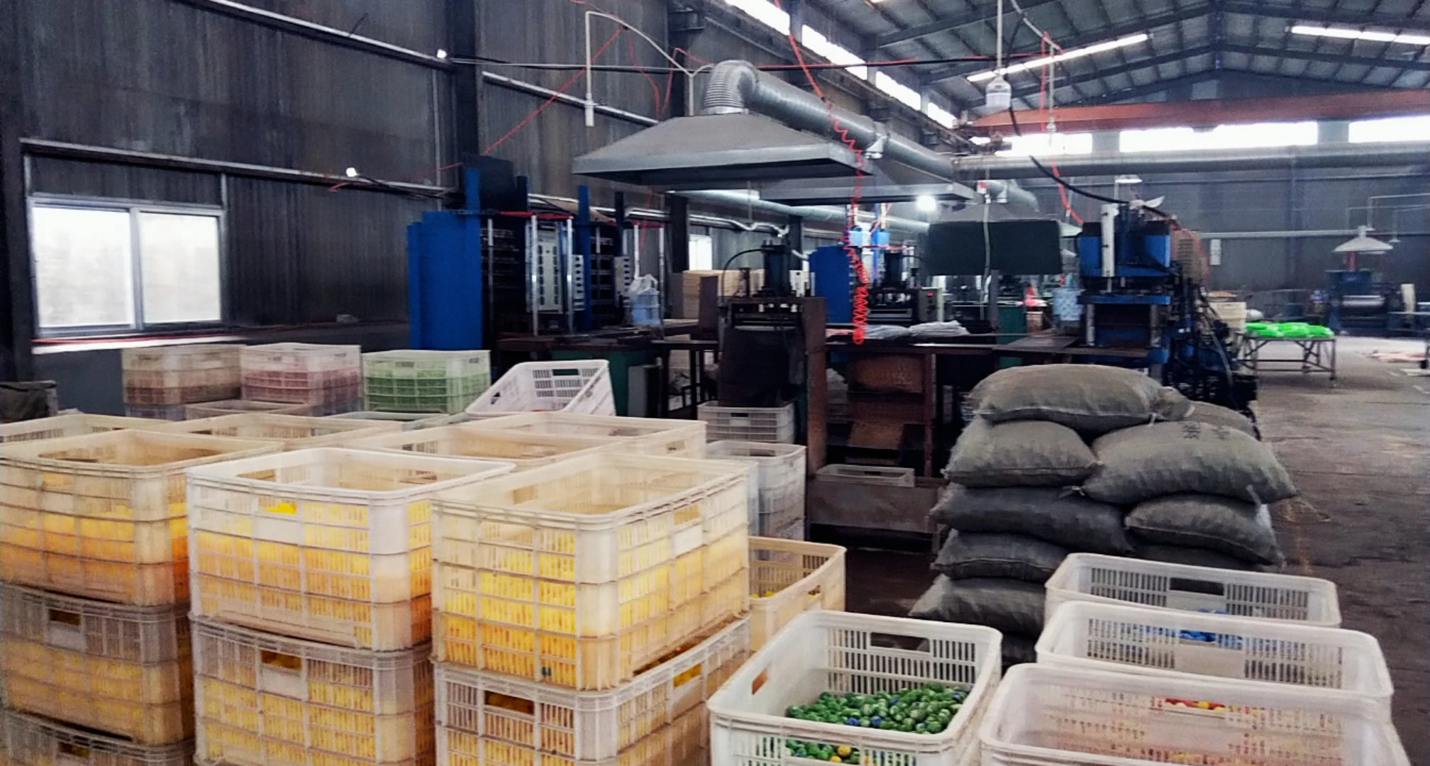 Hot Sale Plastic Hand Clapper Or Noise Maker For Party And Game Sports ...