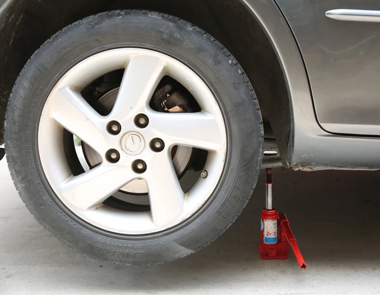 Red Big Red Hydraulic Welded Bottle Jack With Blow Mold Carrying ...