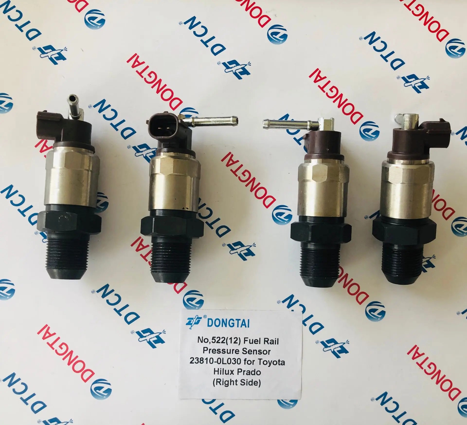 Fuel Rail Pressure Sensor 23810-0L030 for Toyota Hilux Prado