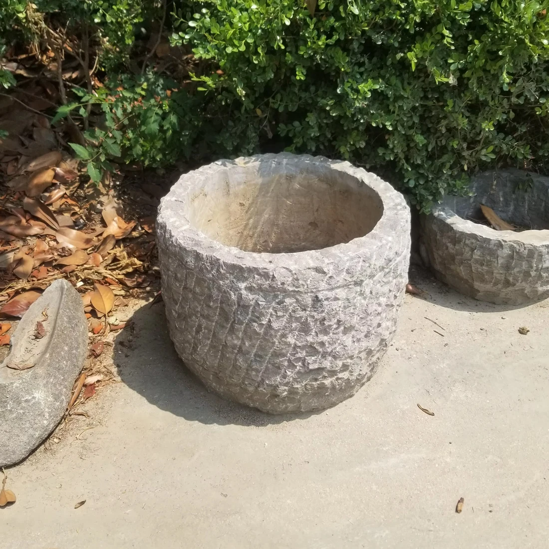 Wholesale Stone Garden Flower Pot - Durable & Sustainable