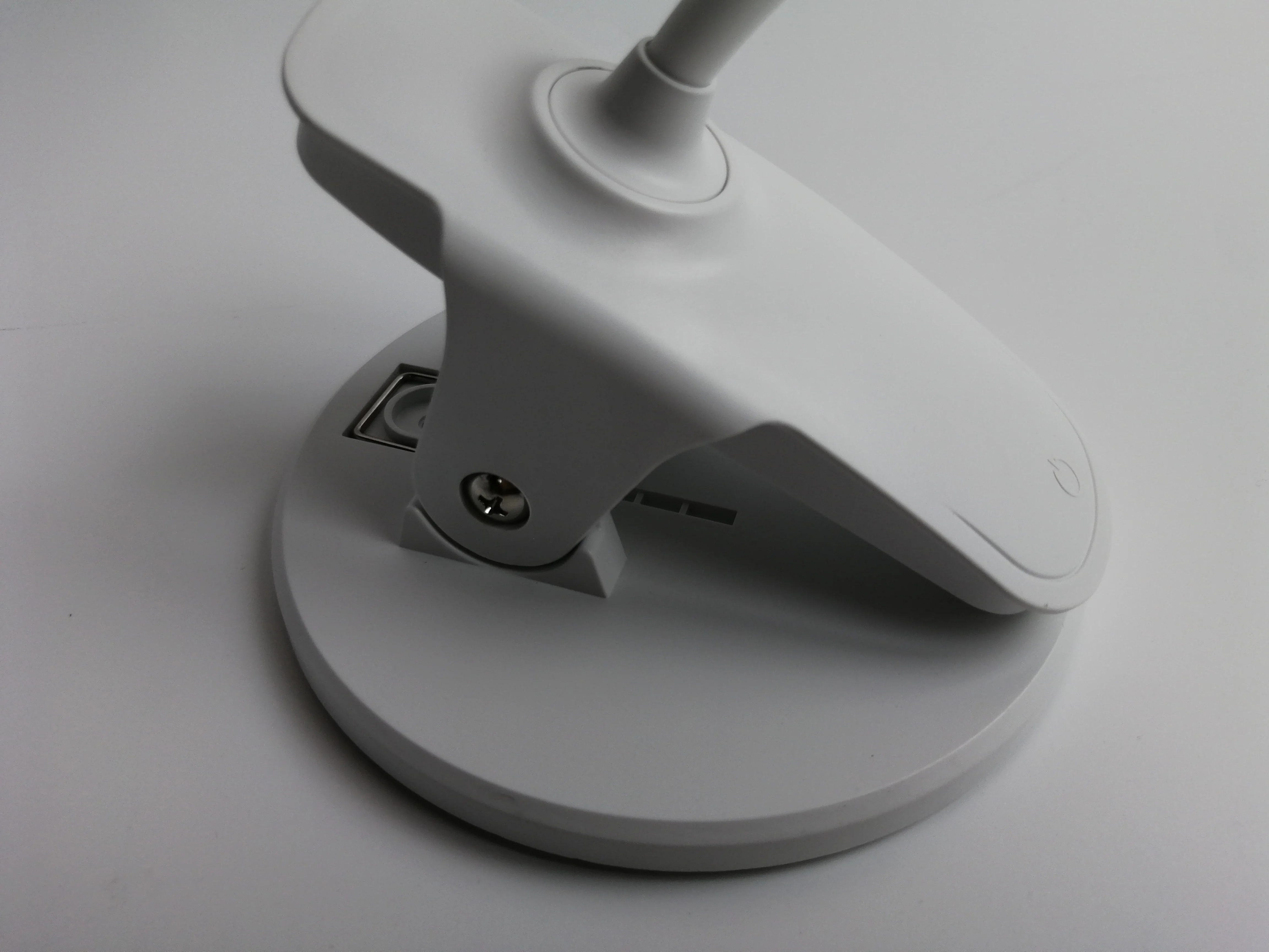 Hot Selling Portable Swing Led Desk Lamp With Clamp Dimmable Reading ...