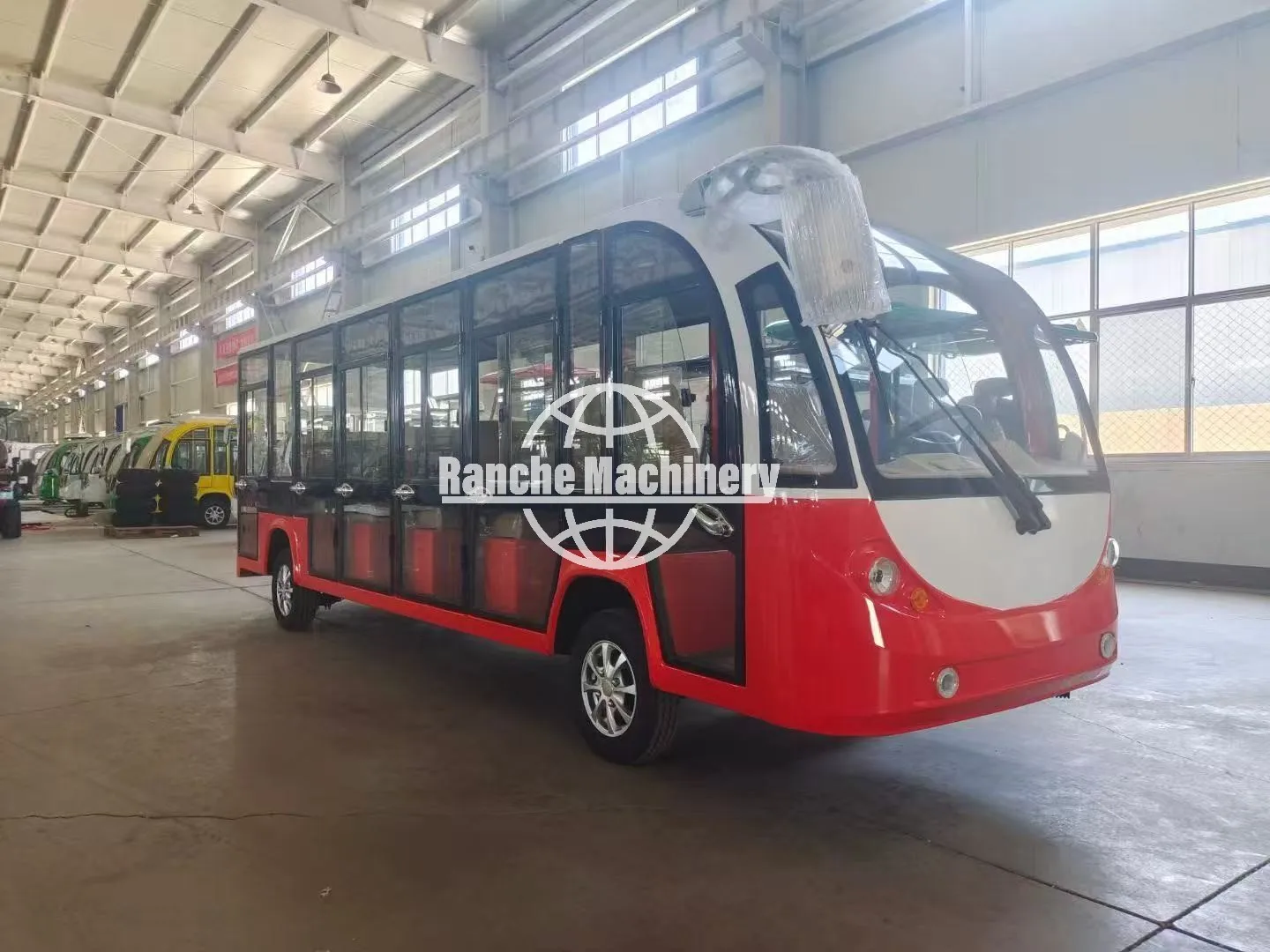 RC 14-Seater Electric Mini Tour Bus Lead Acid Battery 60km/h Max Speed ...