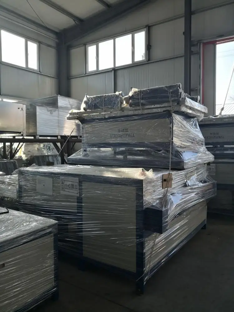 Double Glass Heated Pressing Machine Horizontal Insulated Glass Heat ...