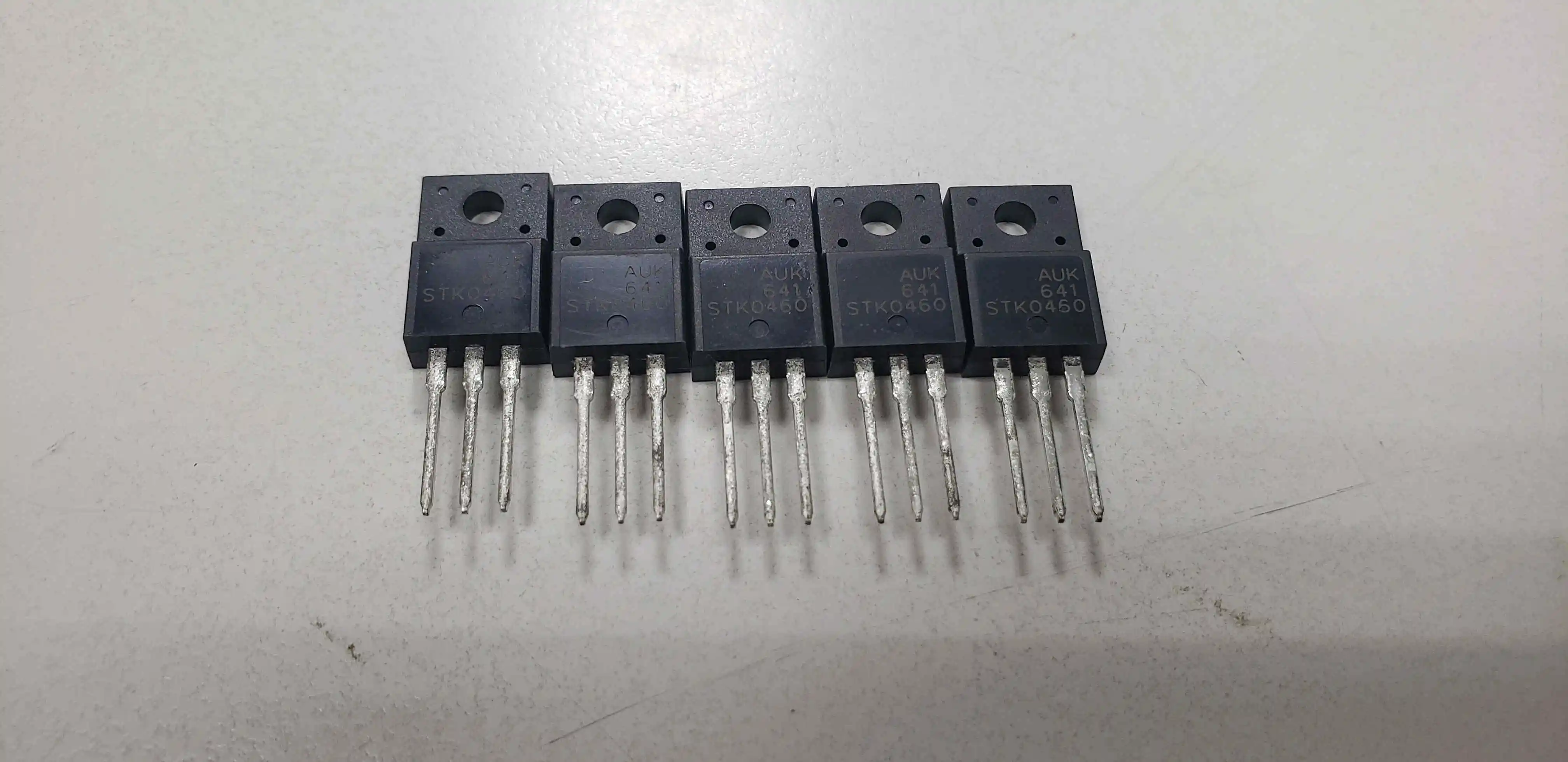 Stk0460 Metal Oxide Semiconductor Field Effect Transistor To-220ab-3l ...