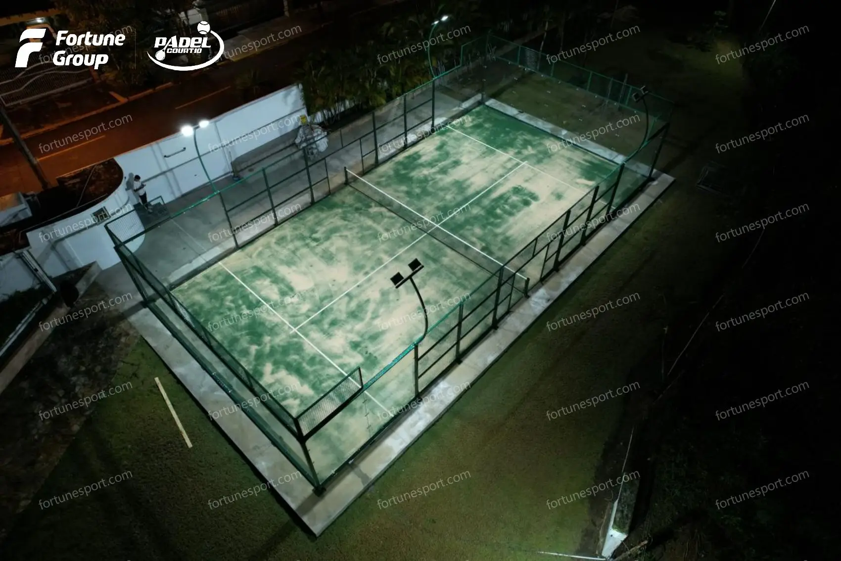Padel Court 2025 - Mobile Roof Padel Court with Artificial Grass