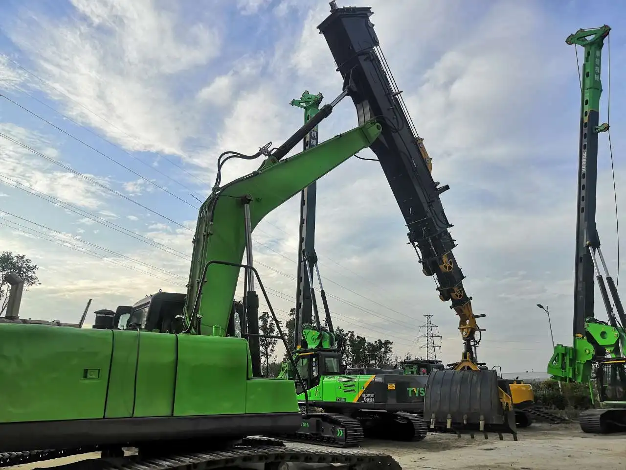 Excavator Mounted Long Reach Boom Clamshell Hydraulic Telescopic Arm ...