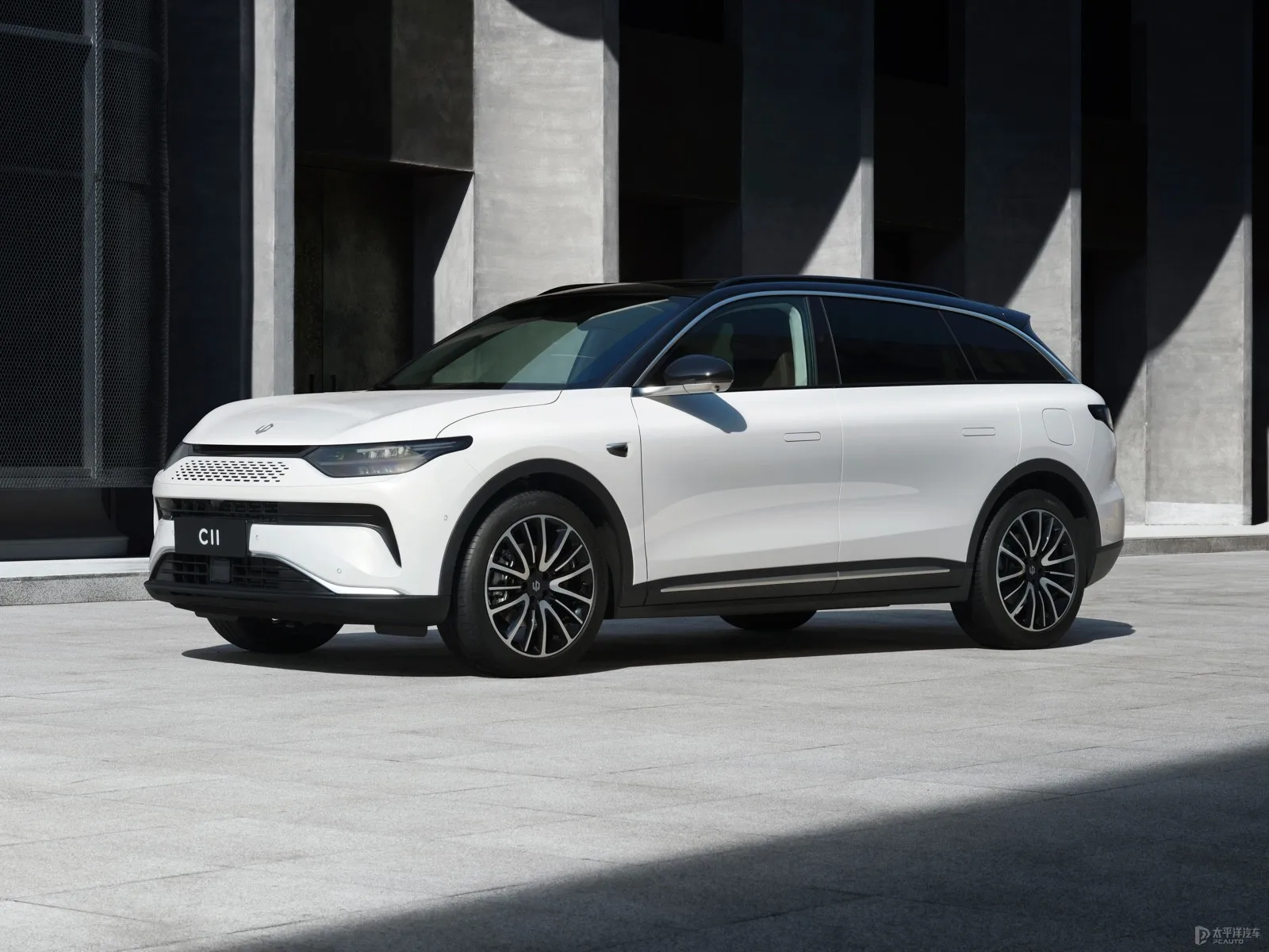 Permanent Magnet Synchronous Motor Leapmoo C11 2023 Model Extended Range 200km 300km Four-wheel ...