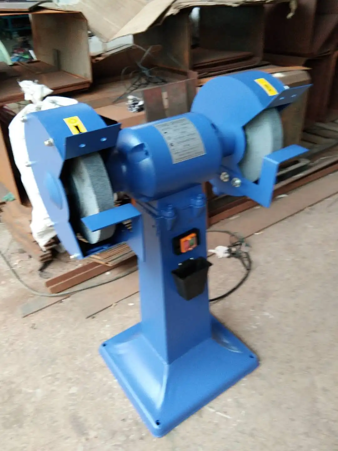 M3020 M3025 M3030 M3035 Bench Grinders with Dust Removal