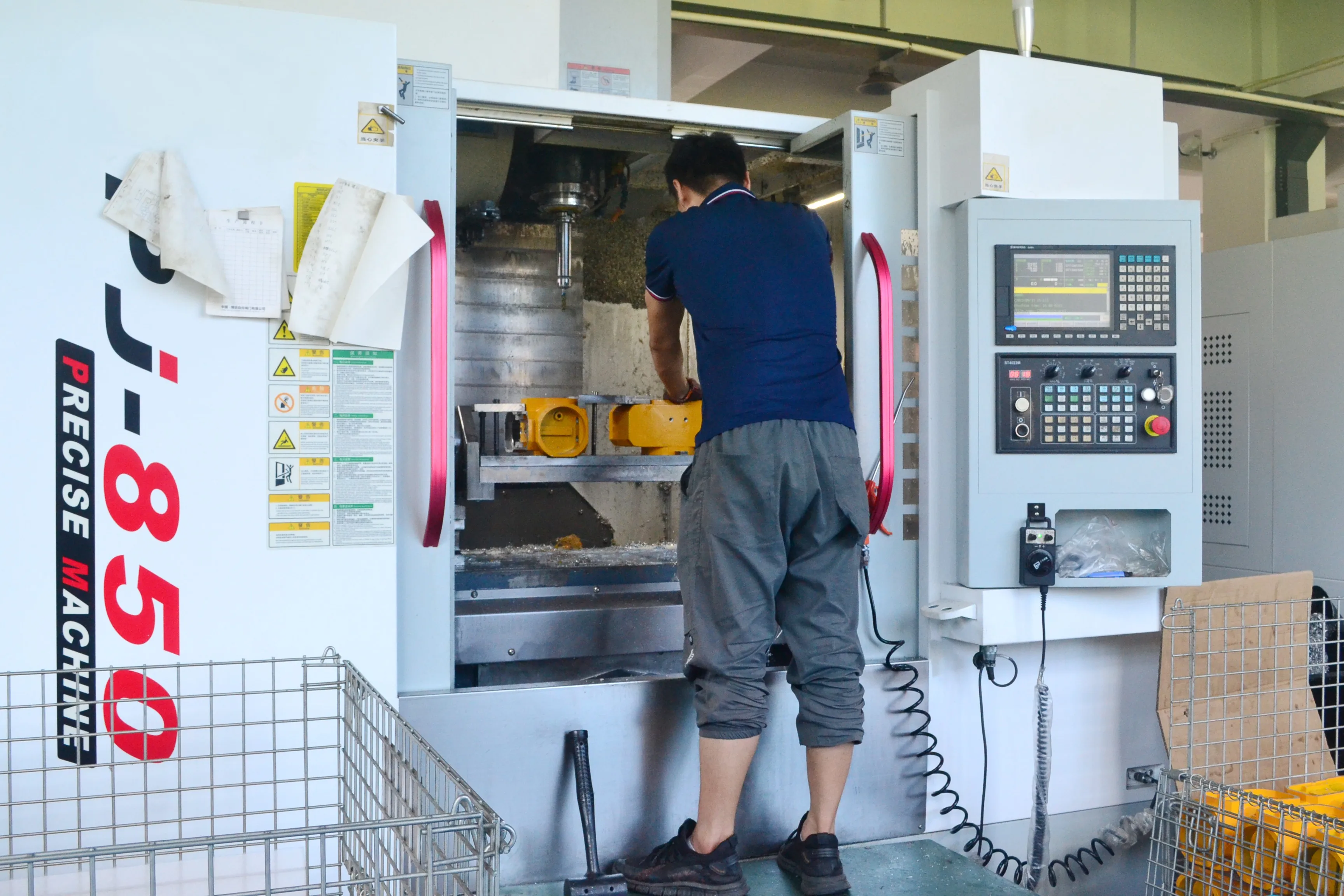 3 Spindles Vertical Machining Center Pj-855 Cnc Lathe Machine Milling ...