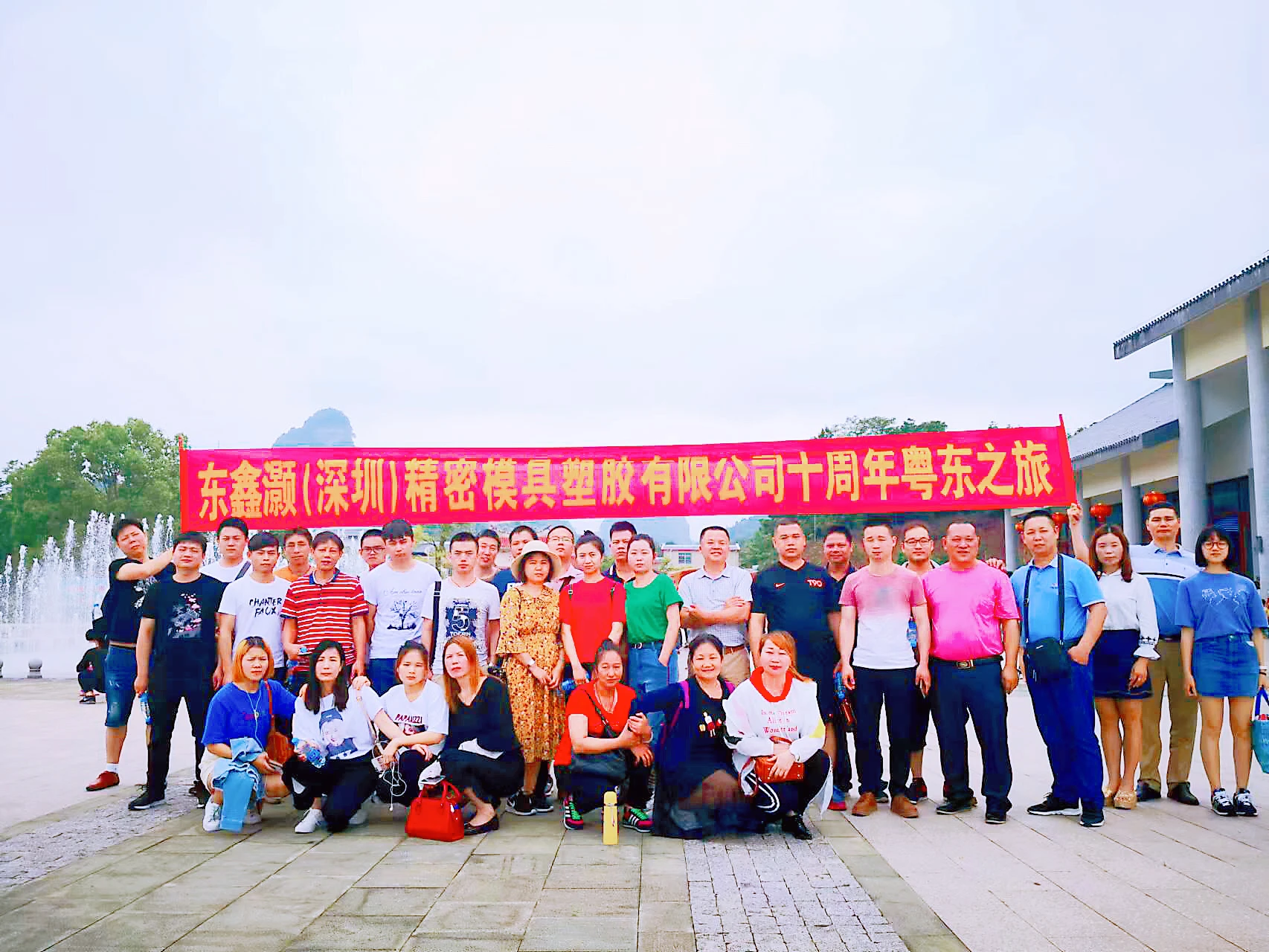 Dongxinhao High Quality Oem Pvc Pp Pa66 Pc Abs Plastic Plastic Dowel ...