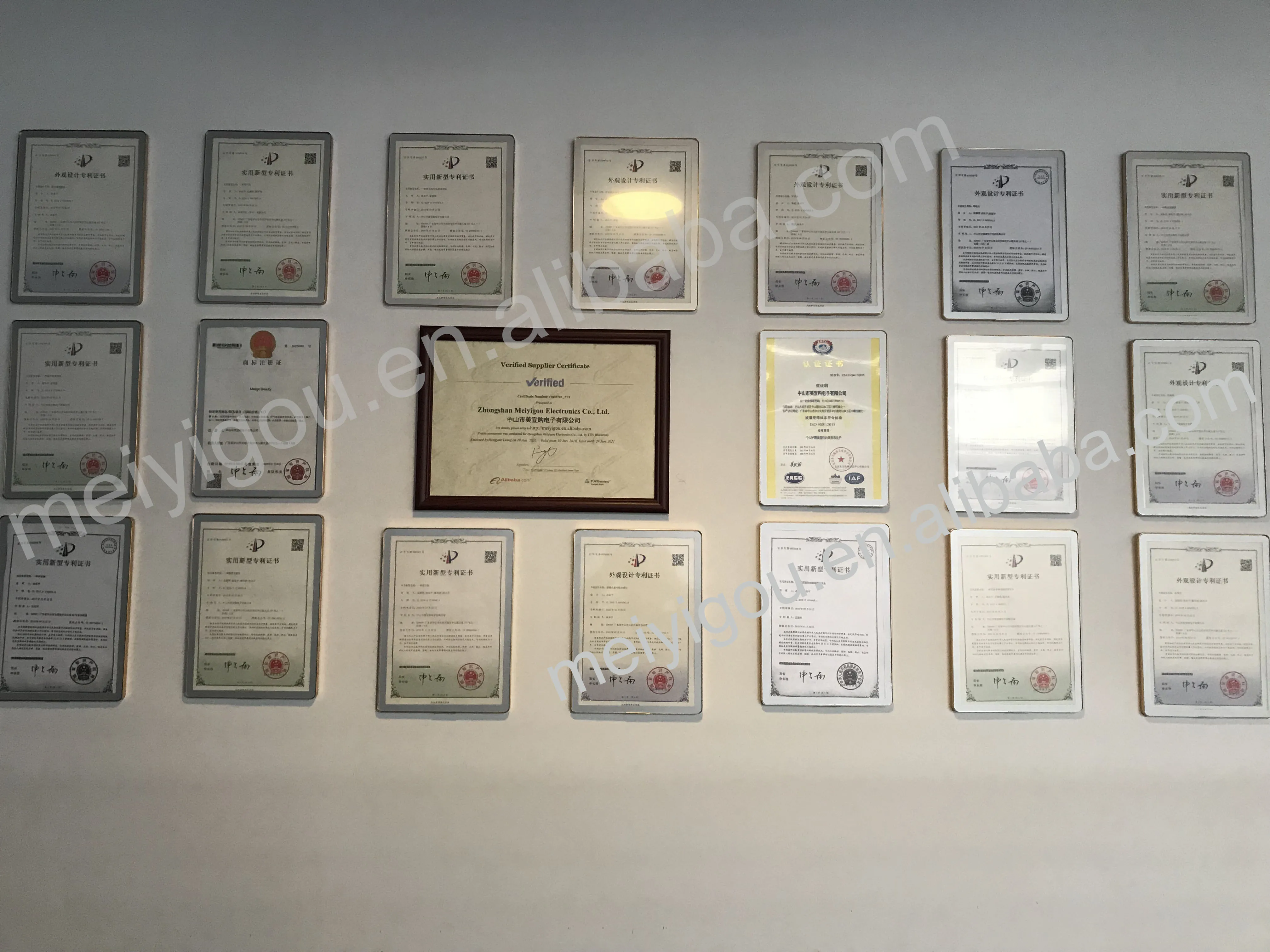 Beauty Equipment Home Microcurrent Face Massager Facial Anti Aging Face ...