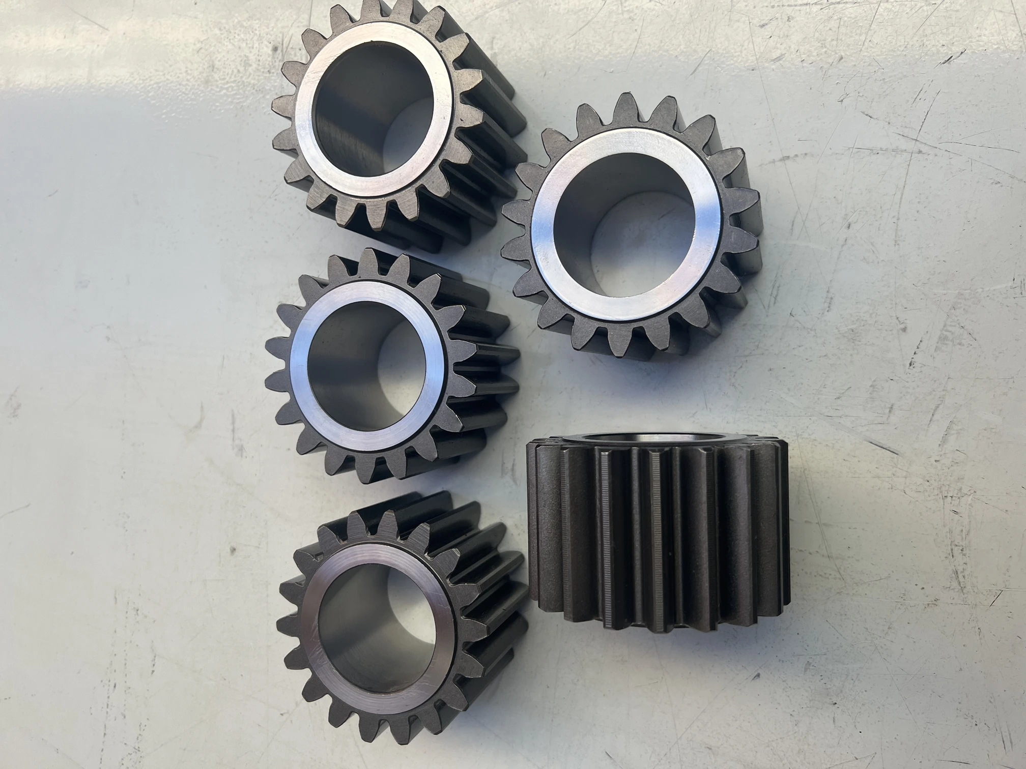 SINOTRUK HOWO Planetary Gear Z=18 - High-Quality Parts