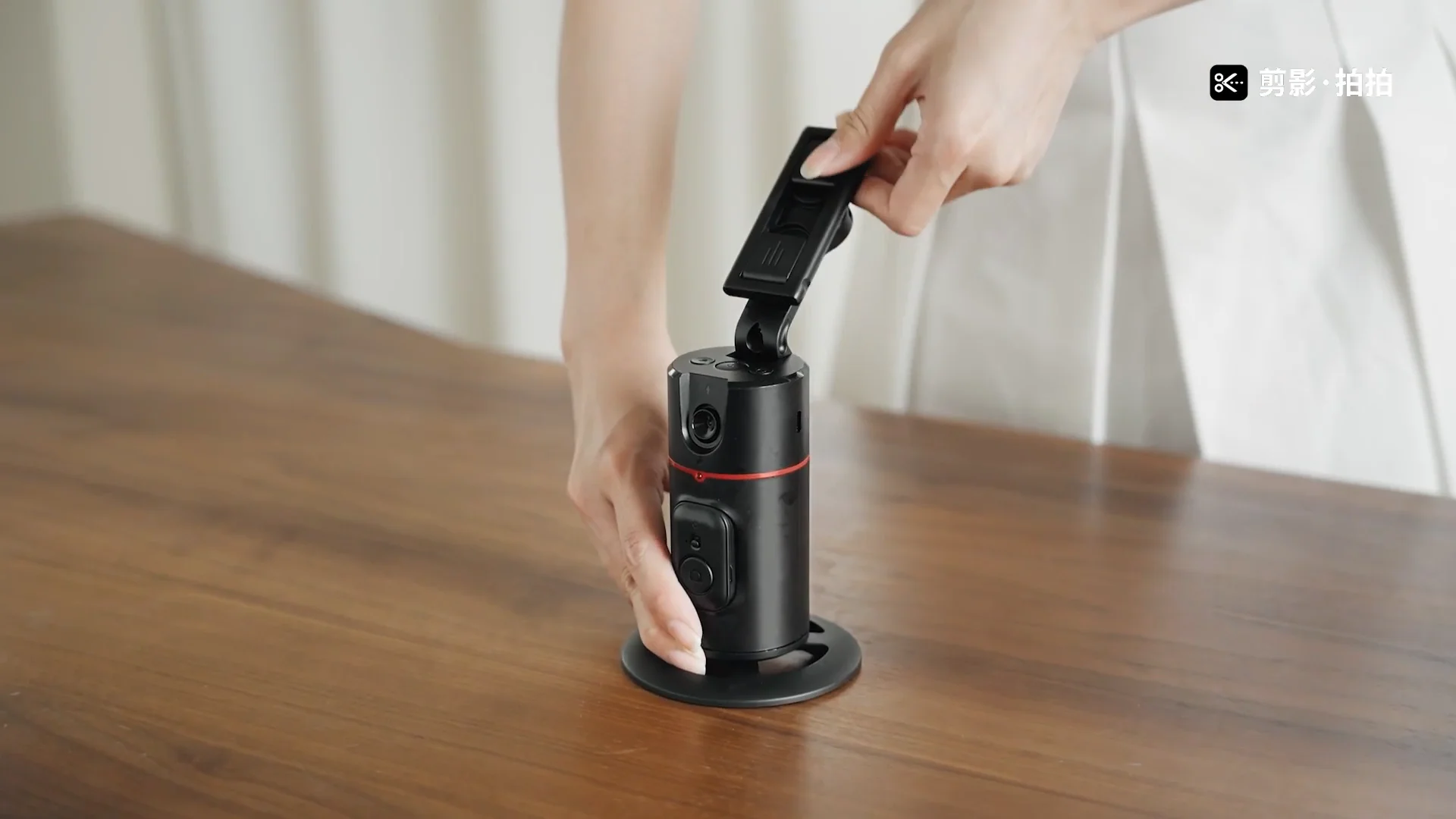 360 Face Tracking Tripod For Phone Auto Motion Tracking Phone Holder ...